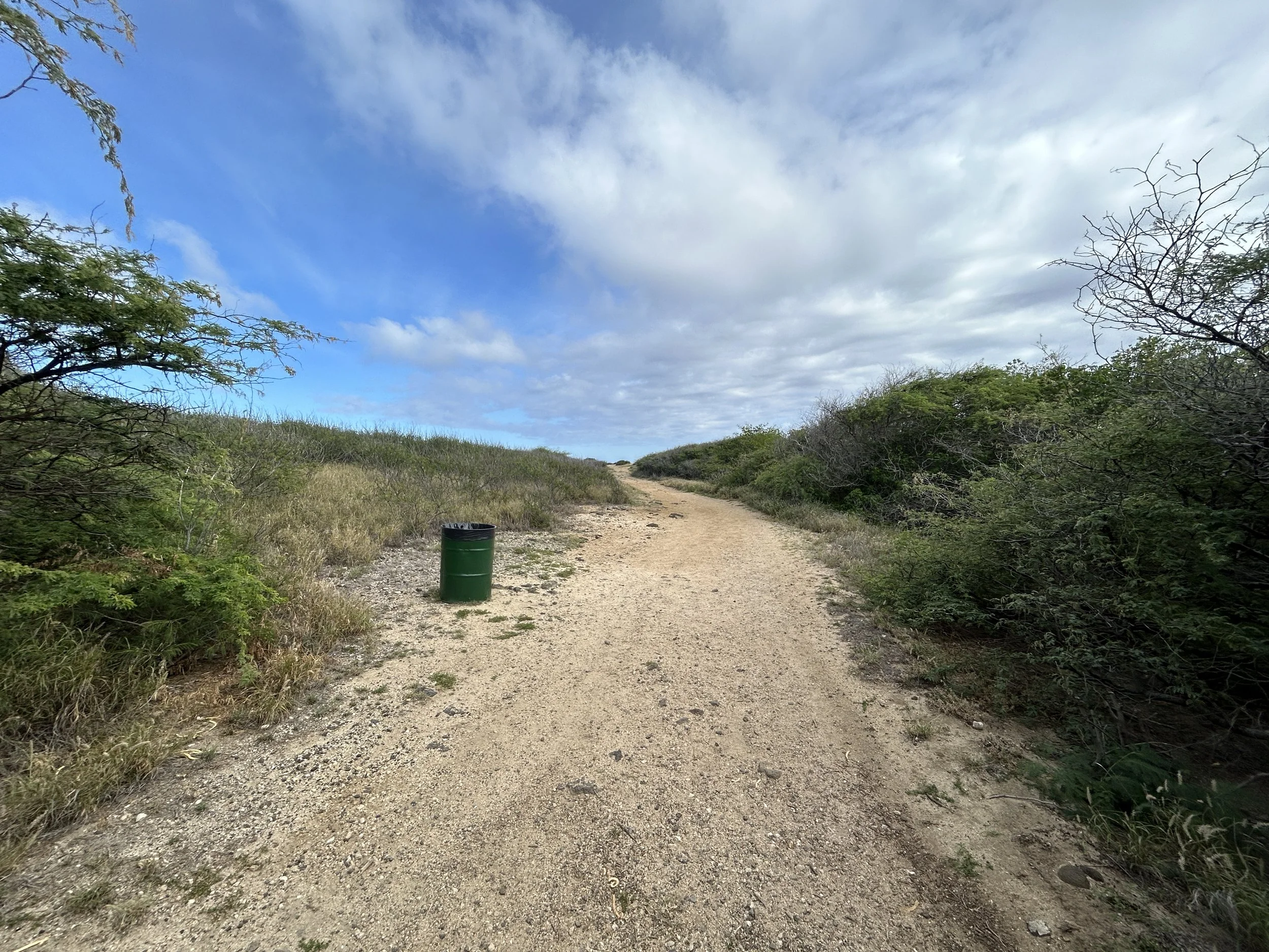 Hiking the Kaiwi Shoreline Trail on Oʻahu — noahawaii