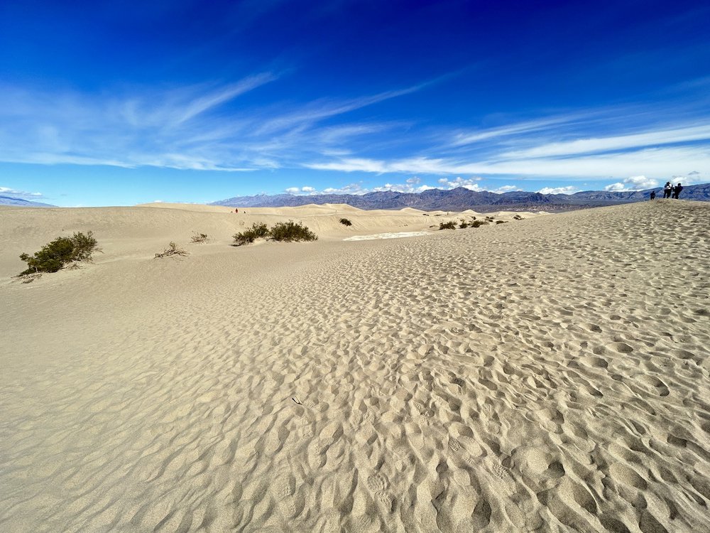 Hiking the Mesquite Flat Sand Dunes Trail (The High Dune) in Death ...