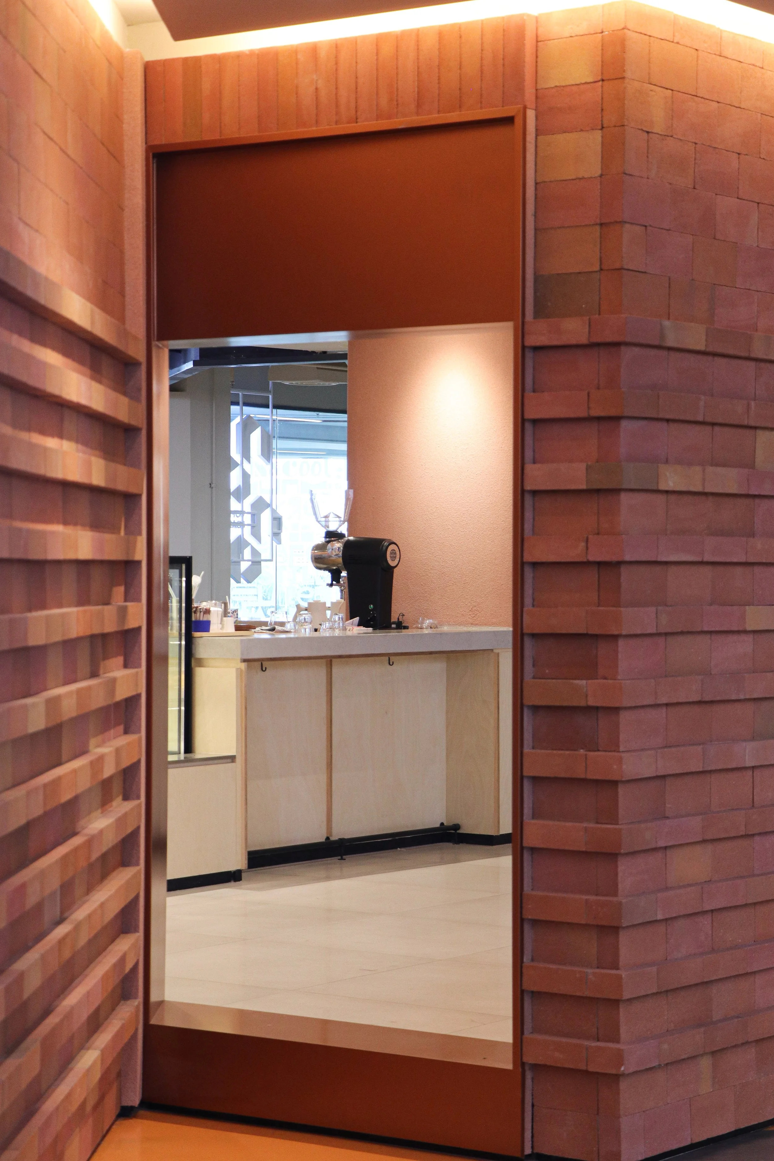 circular brick 230 — loqa