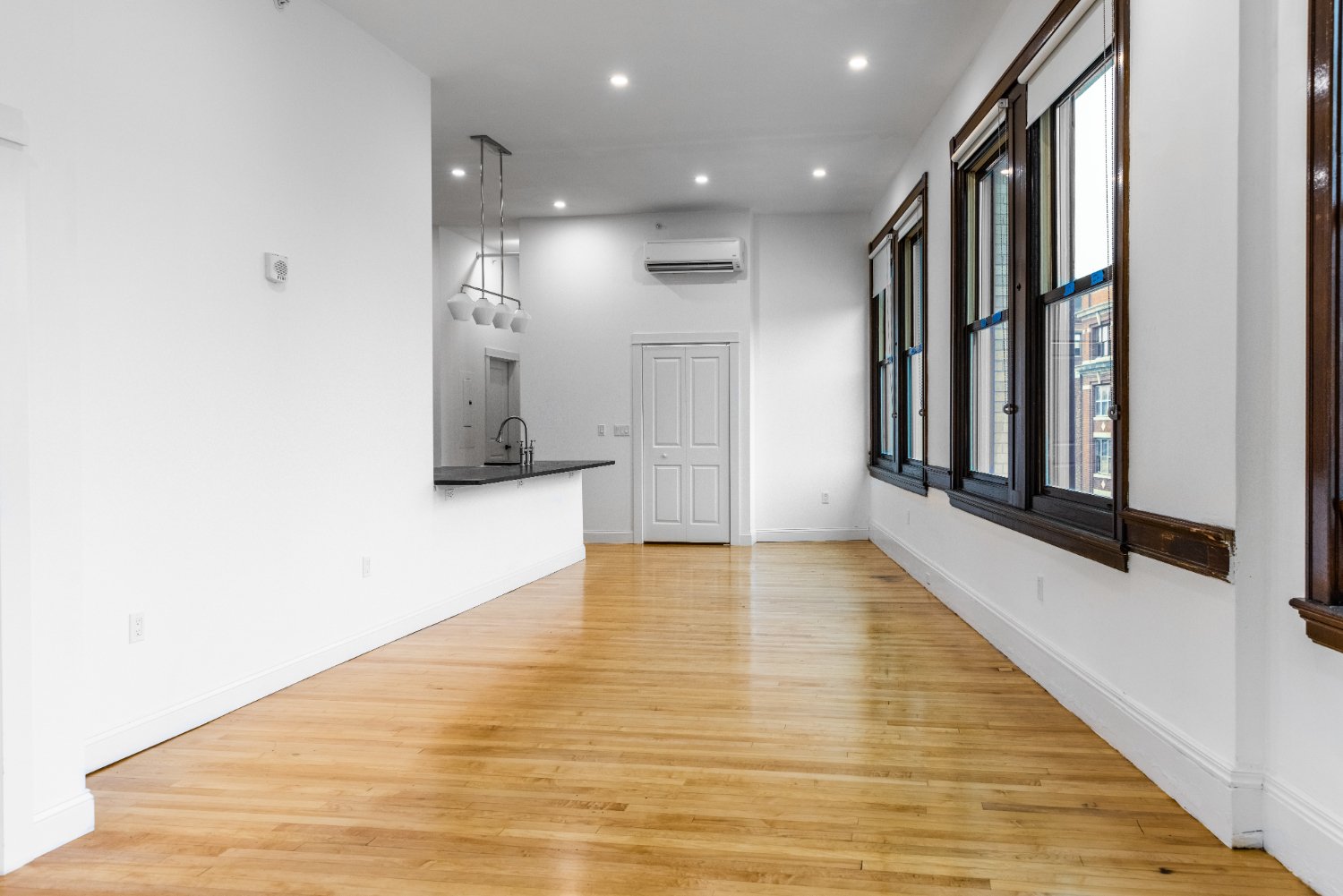 Gallery 3 — 33 State Street