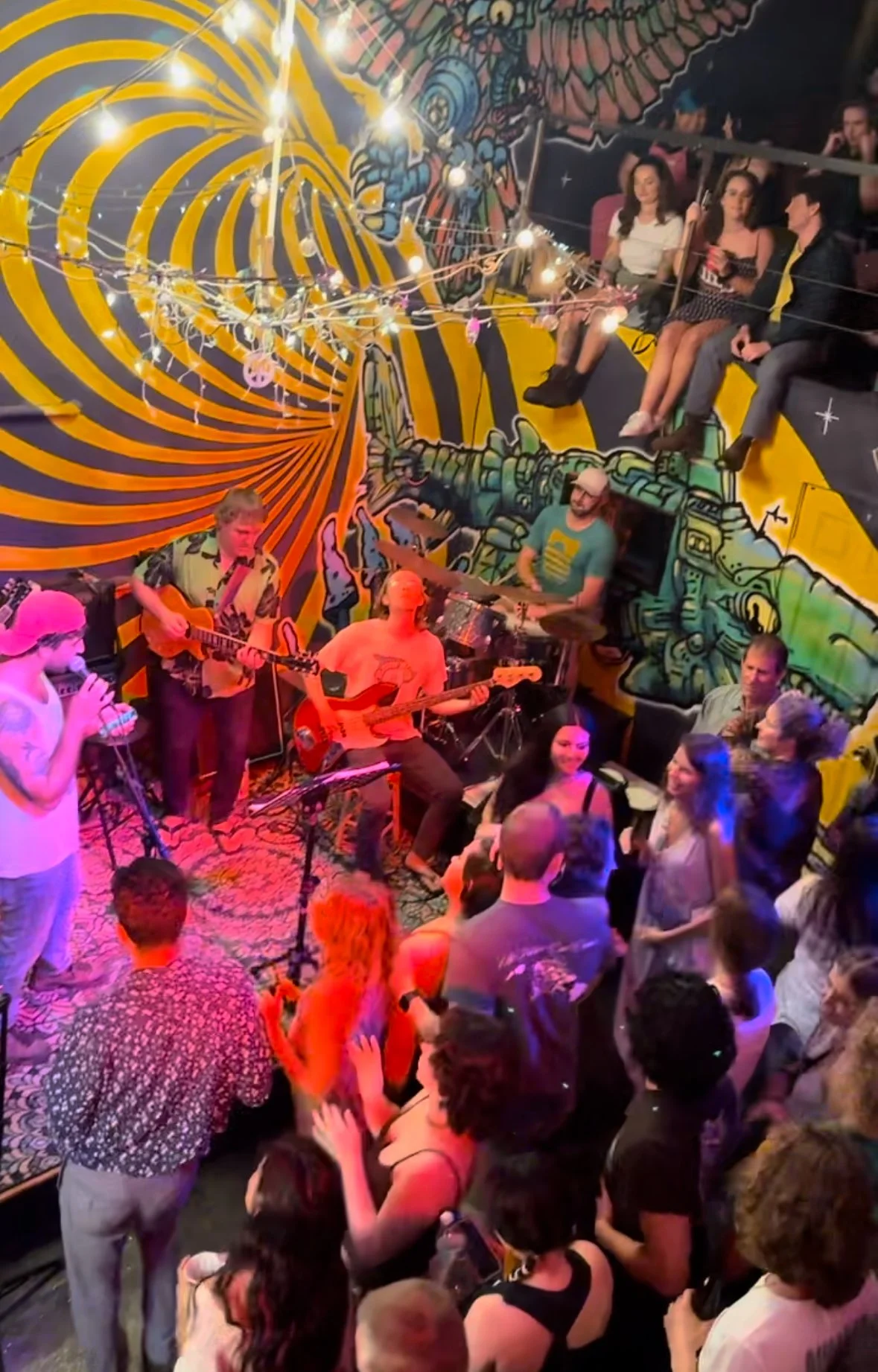 Howzit Hostel | Hawaii | Hilo Big Island