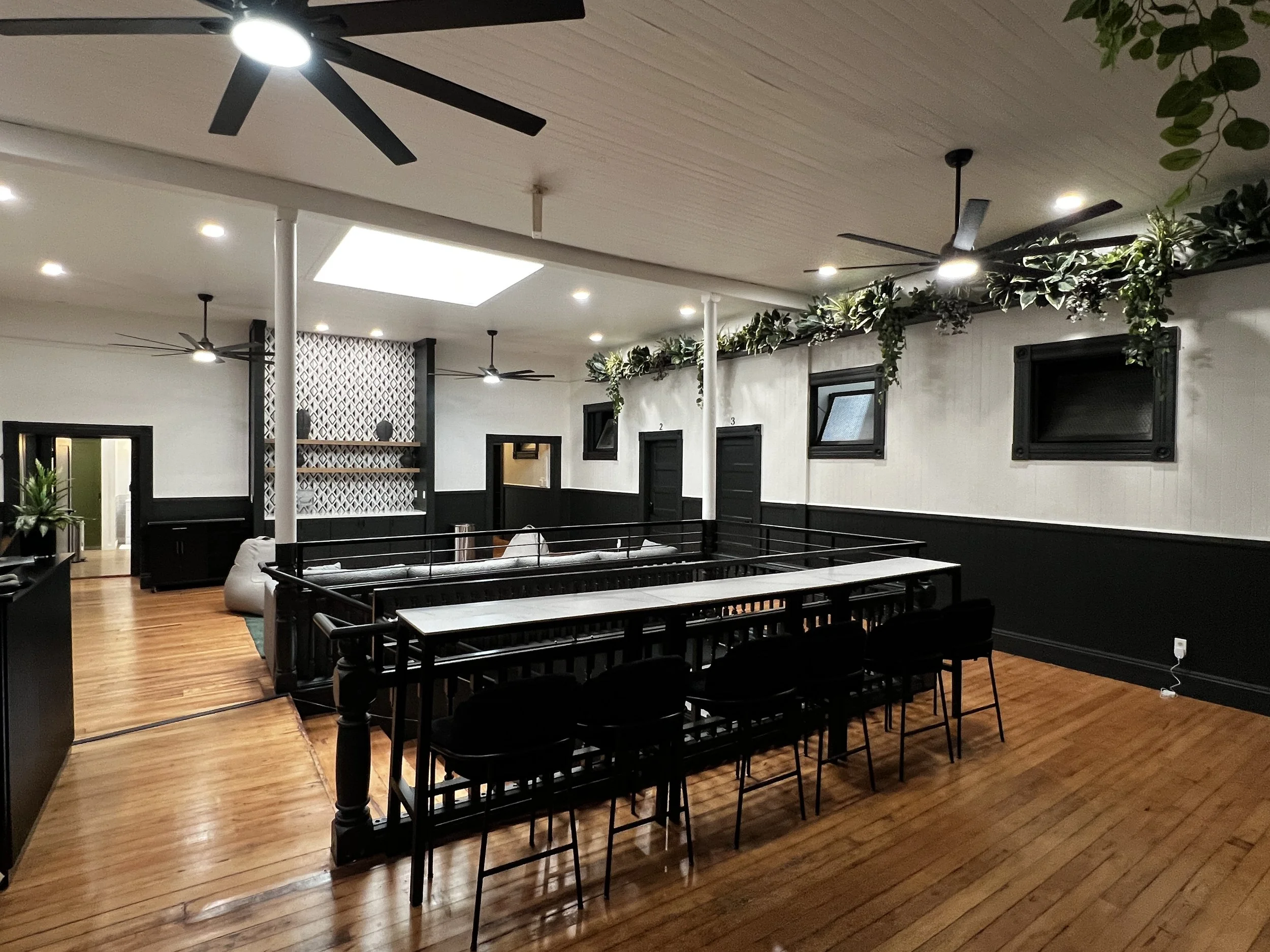 Howzit Hostel | Hawaii | Hilo Big Island