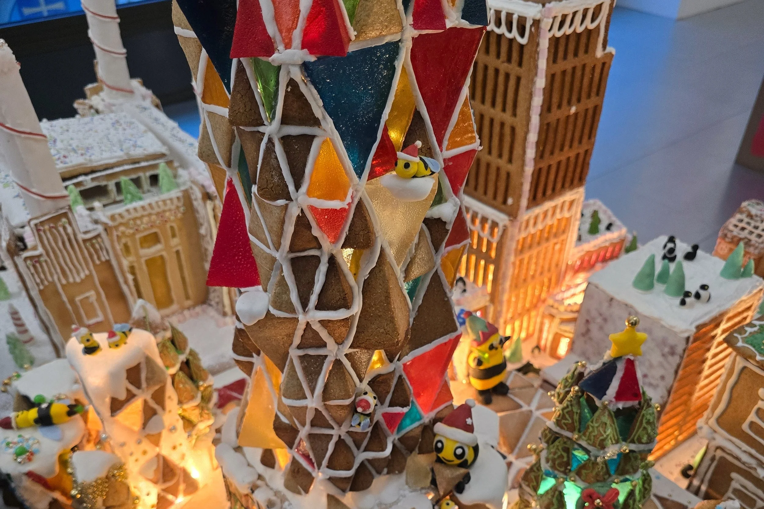 Baked London icons in this year’s Gingerbread “Recycled” City — Concept ...