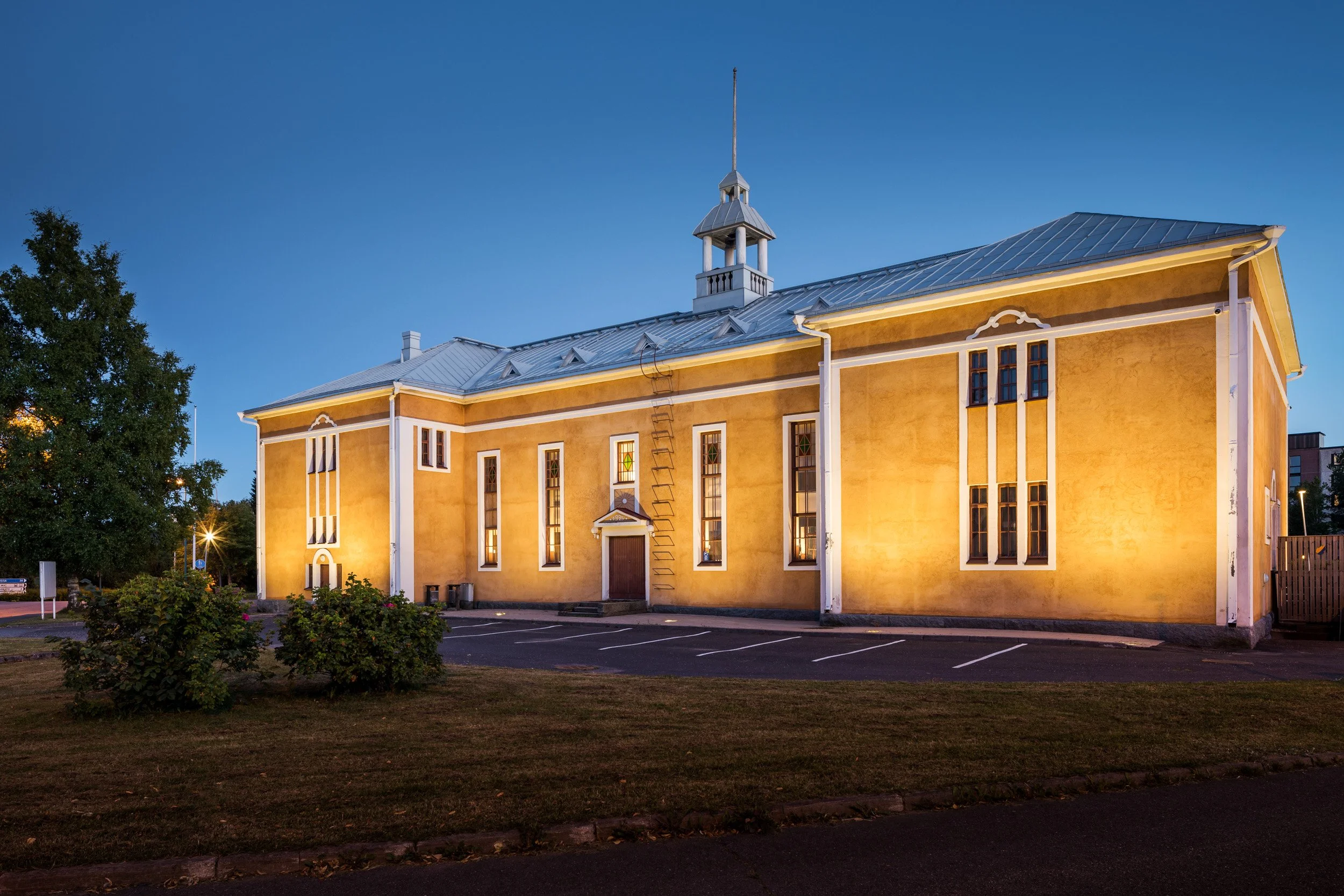 Loimaan pääkirjasto, Heimolinna ja Keskuspuisto — KUVIO ...
