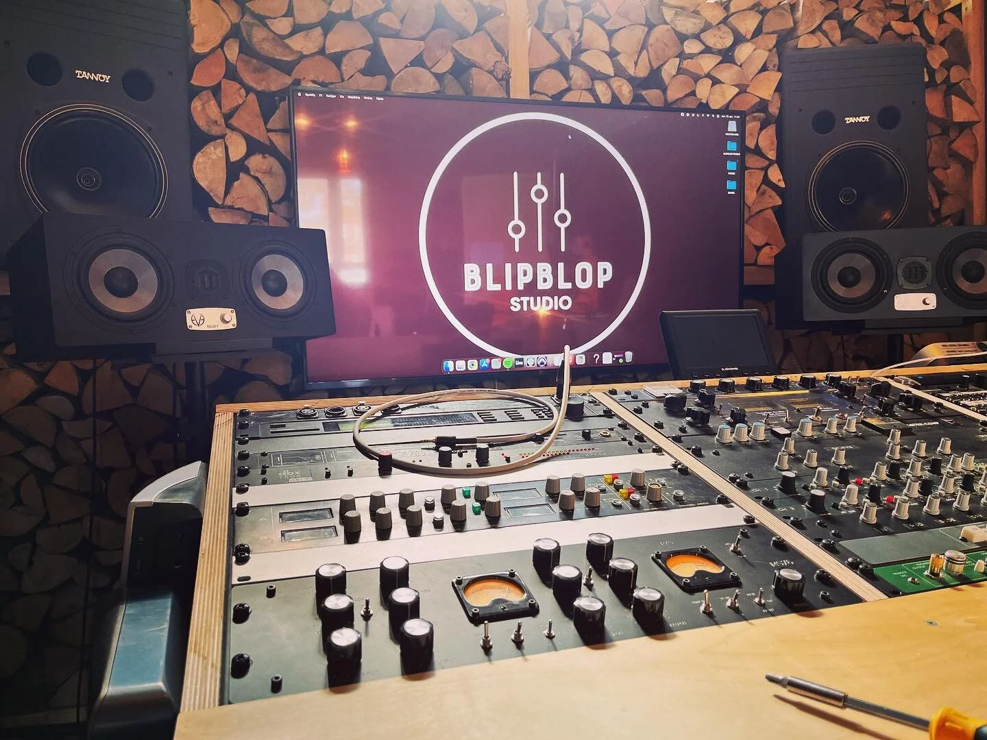 BlipBlop Studio