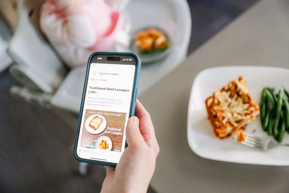 How to introduce solids with baby-led weaning | 101 Before One