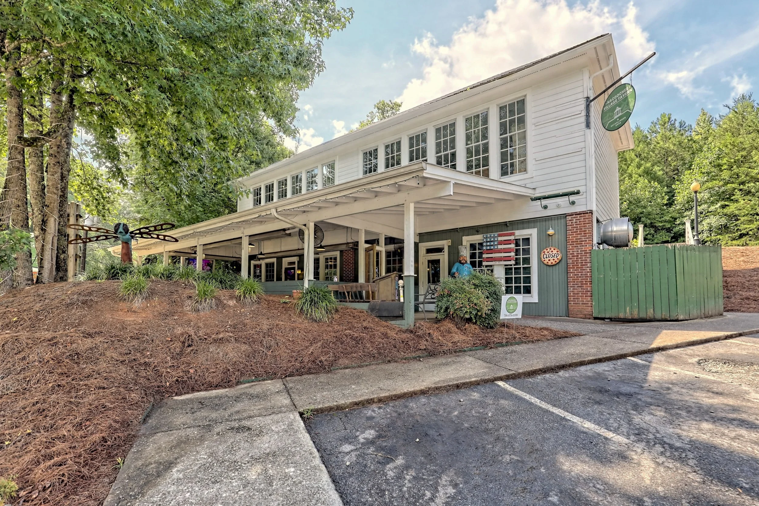 Nacoochee Tavern