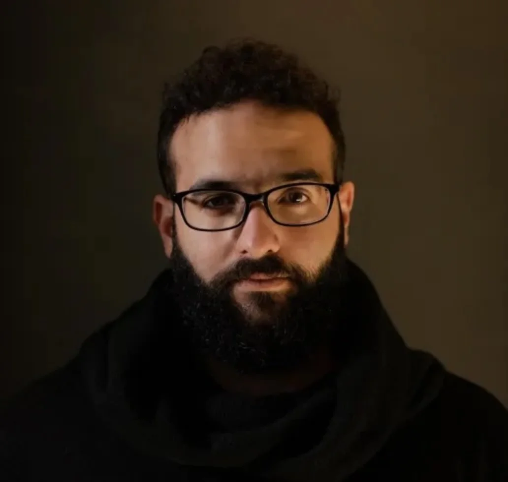 Interview with Akis Linardos | Author of Crooked Gods — Robert Stahl