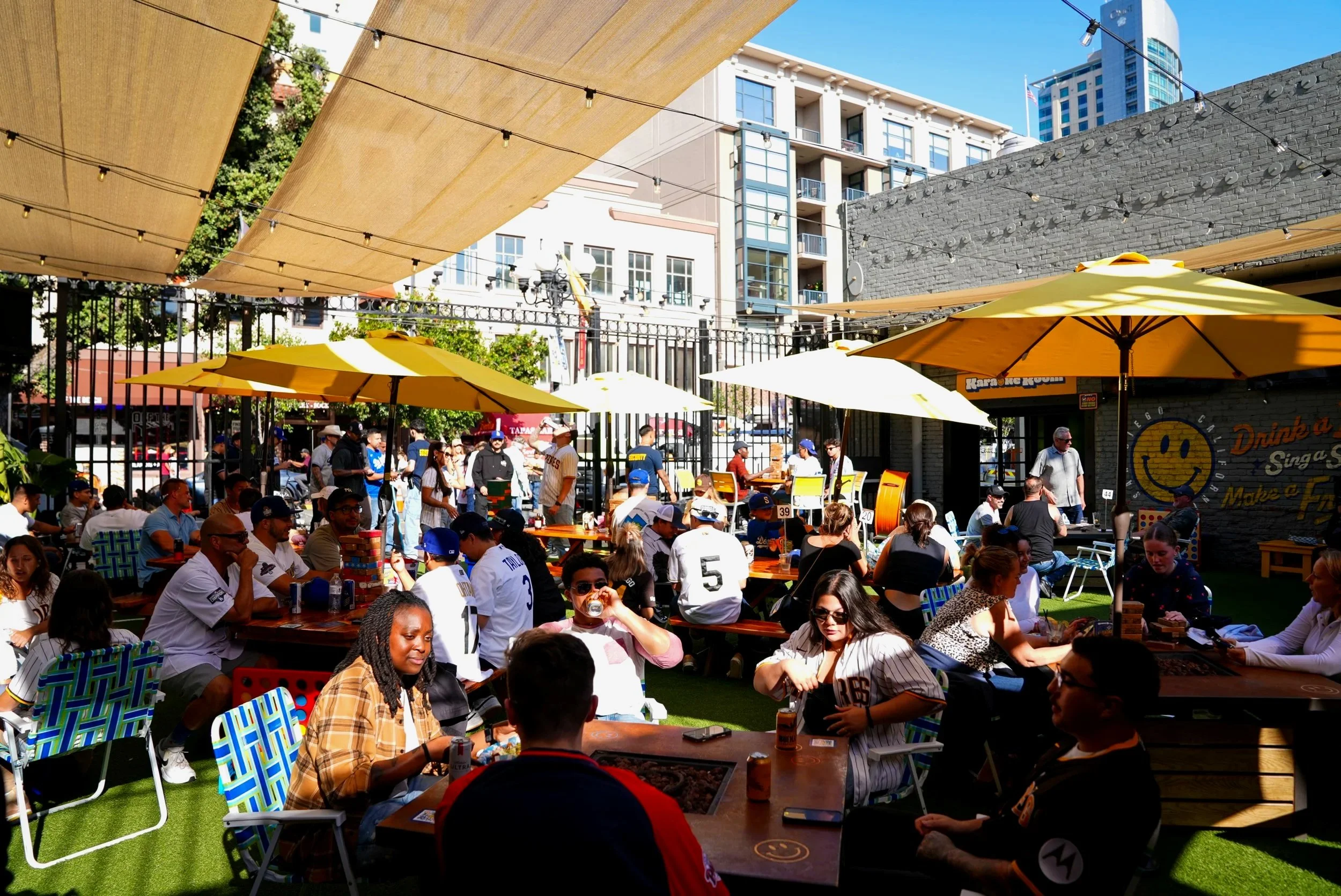 Happy Does Happy Hour — Happy Does Bar