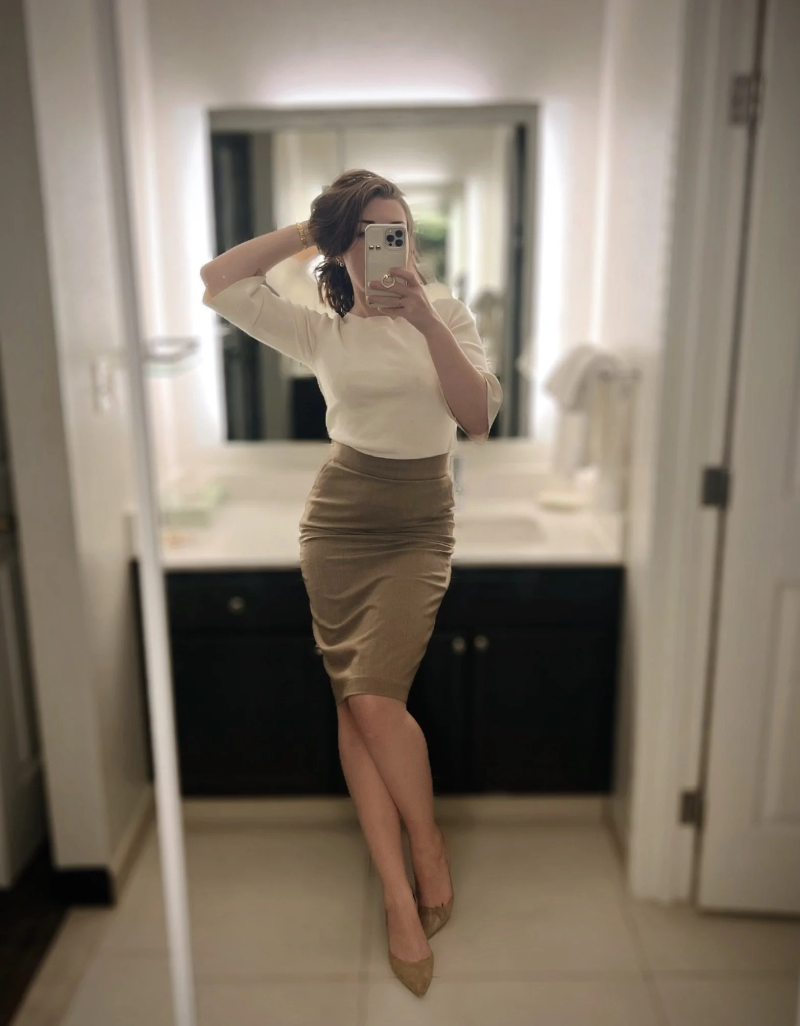 Gallery 2 — EVELYN VALE