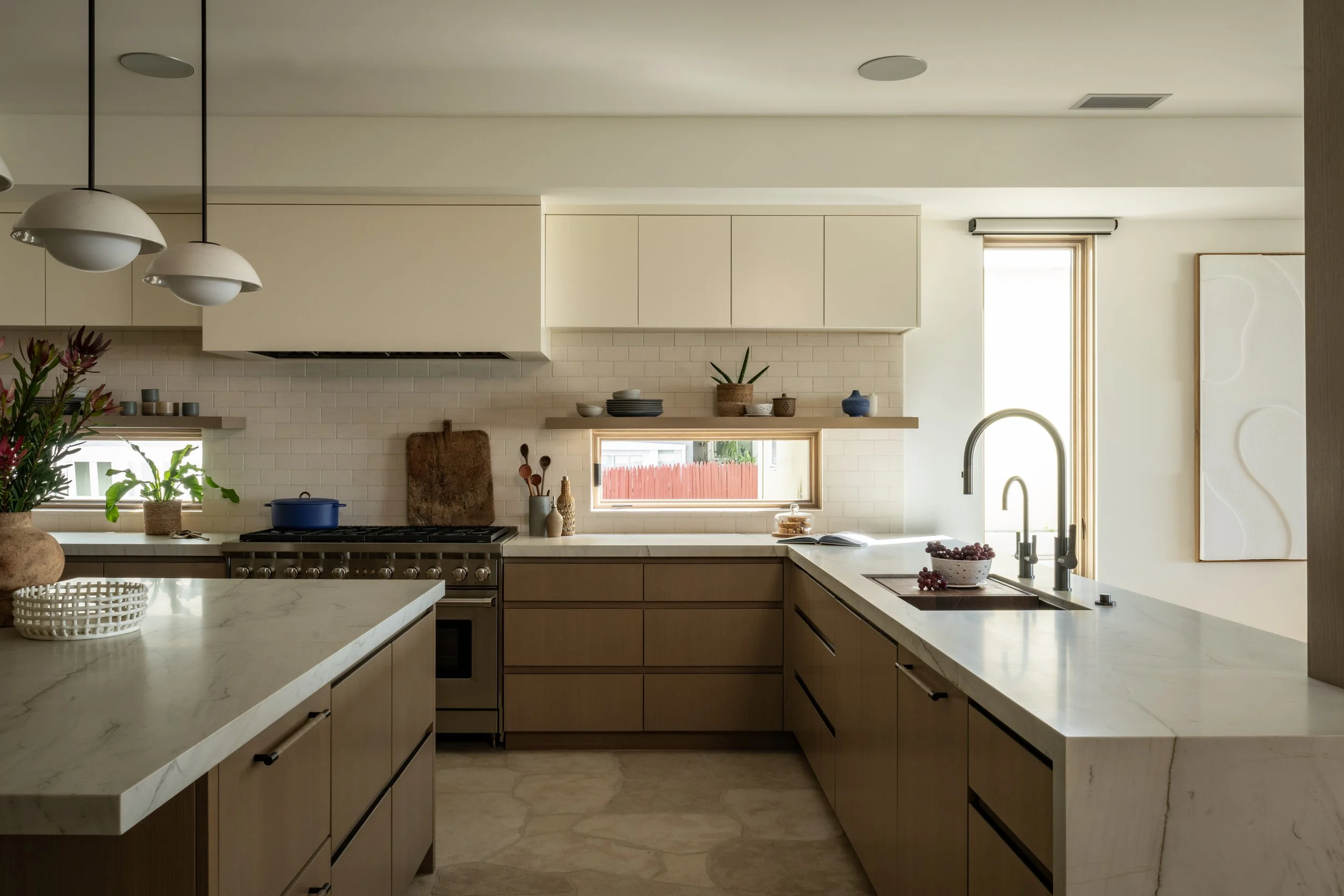 Luxury Oceanfront Interior Design Newport Beach | Vitamin Sea — LAURA ...