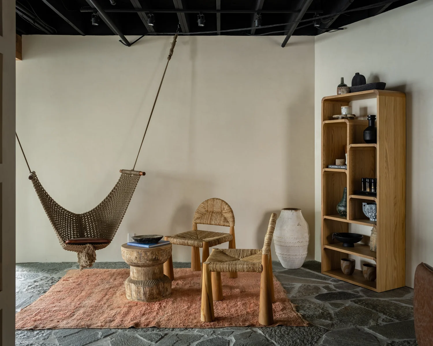 Stranded Salon by Laura Brophy Interiors | Costa Mesa Salon Design ...