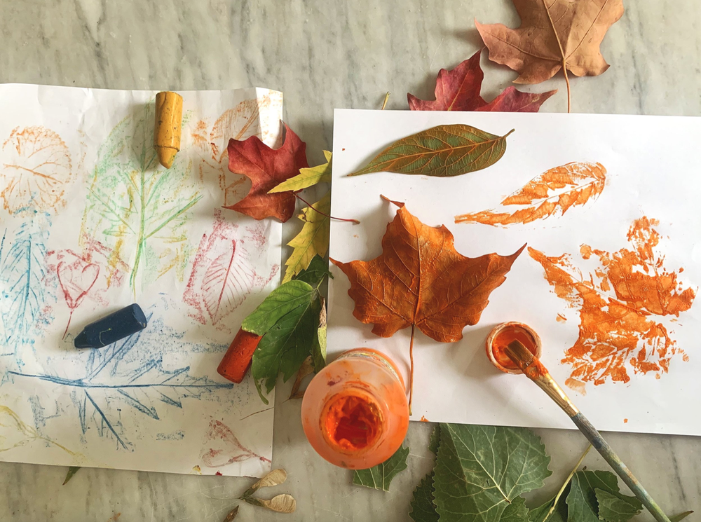 Leaf Rubbings and More Outdoor Nature Arts and Crafts Activities ...