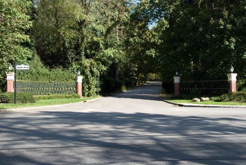 Harbor Acres - Sands Point