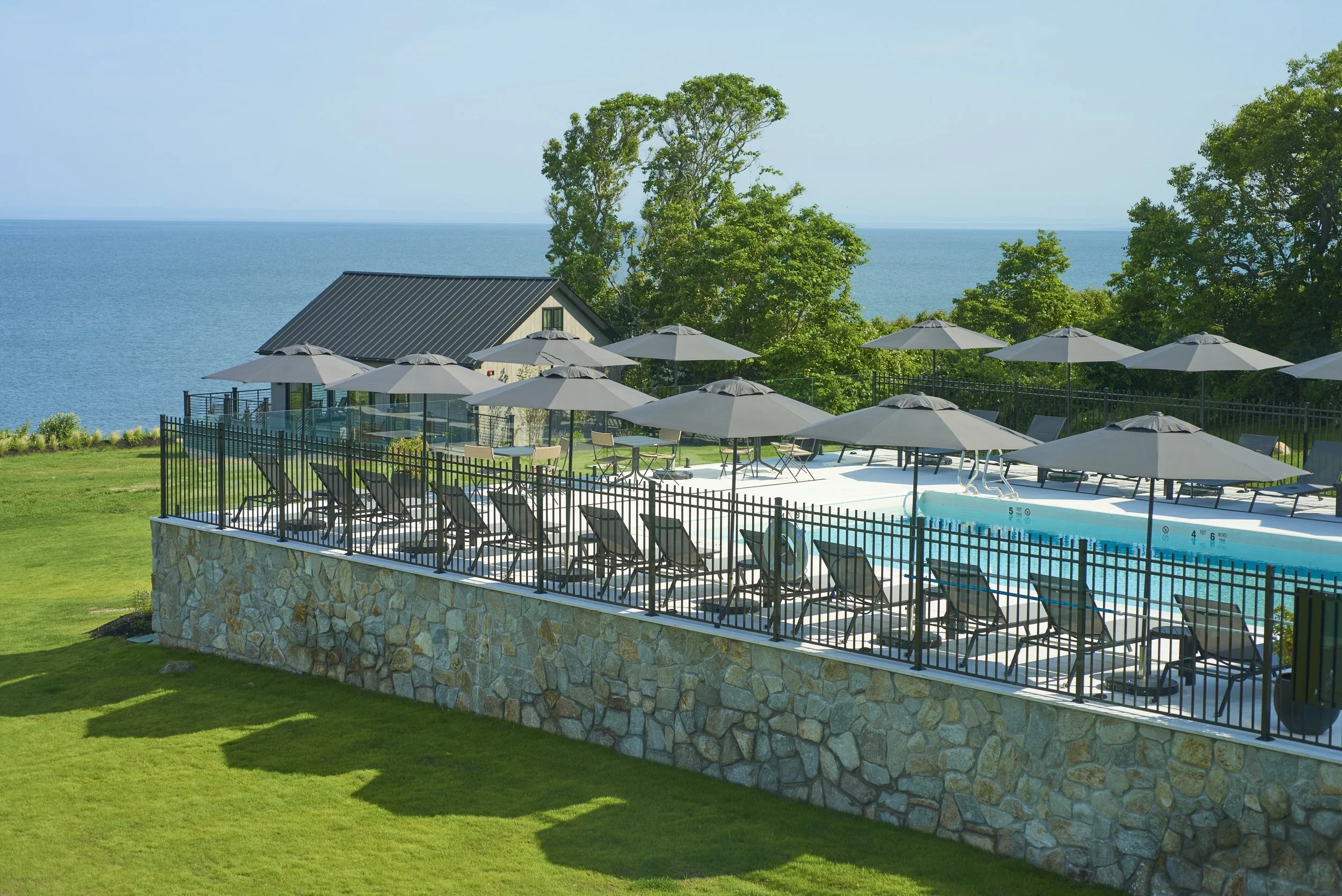 SPACE + AMENITIES | Book Your Perfect Escape Today — Hotel Moraine
