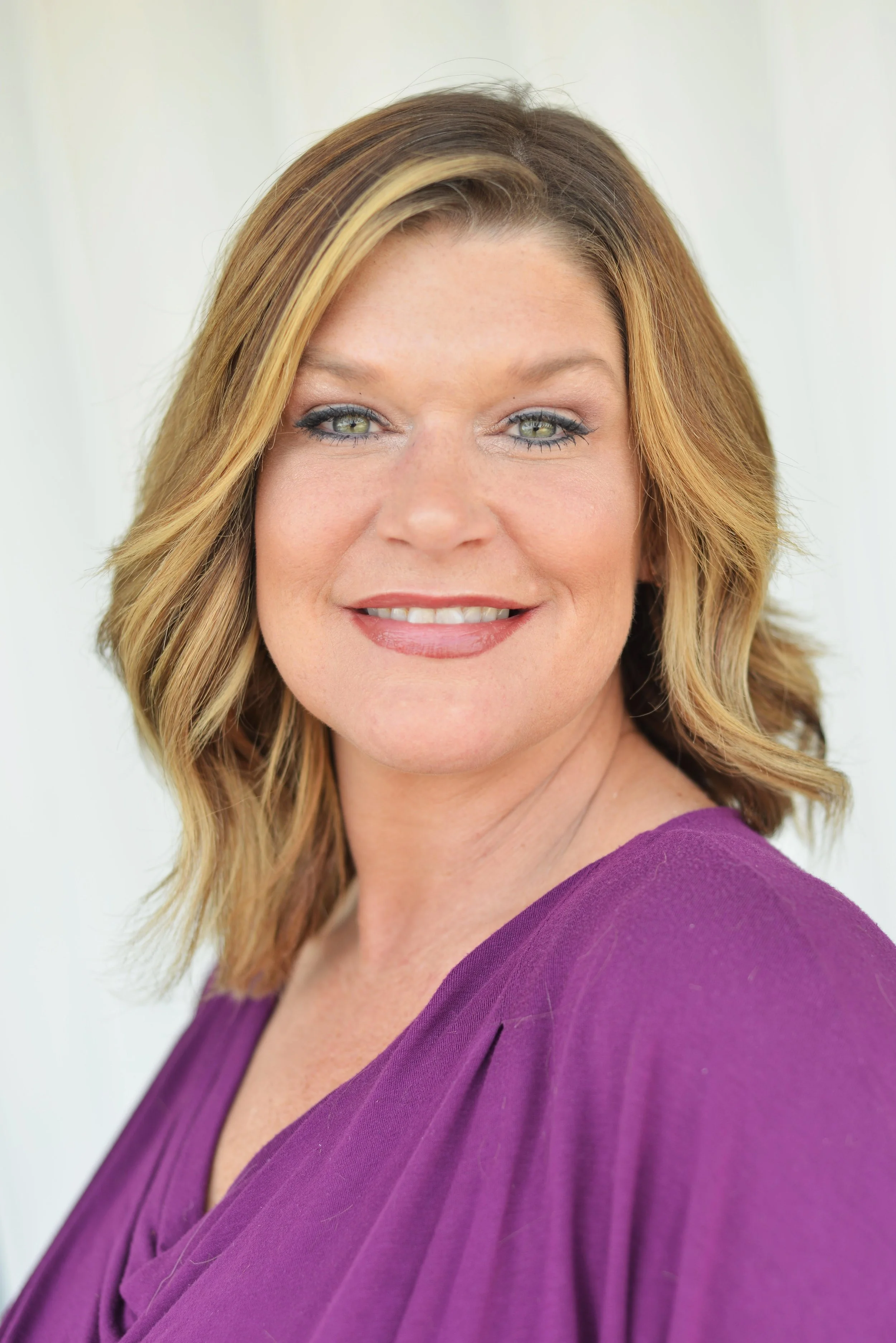 Jennifer Lemons's Instagram, Twitter & Facebook on IDCrawl