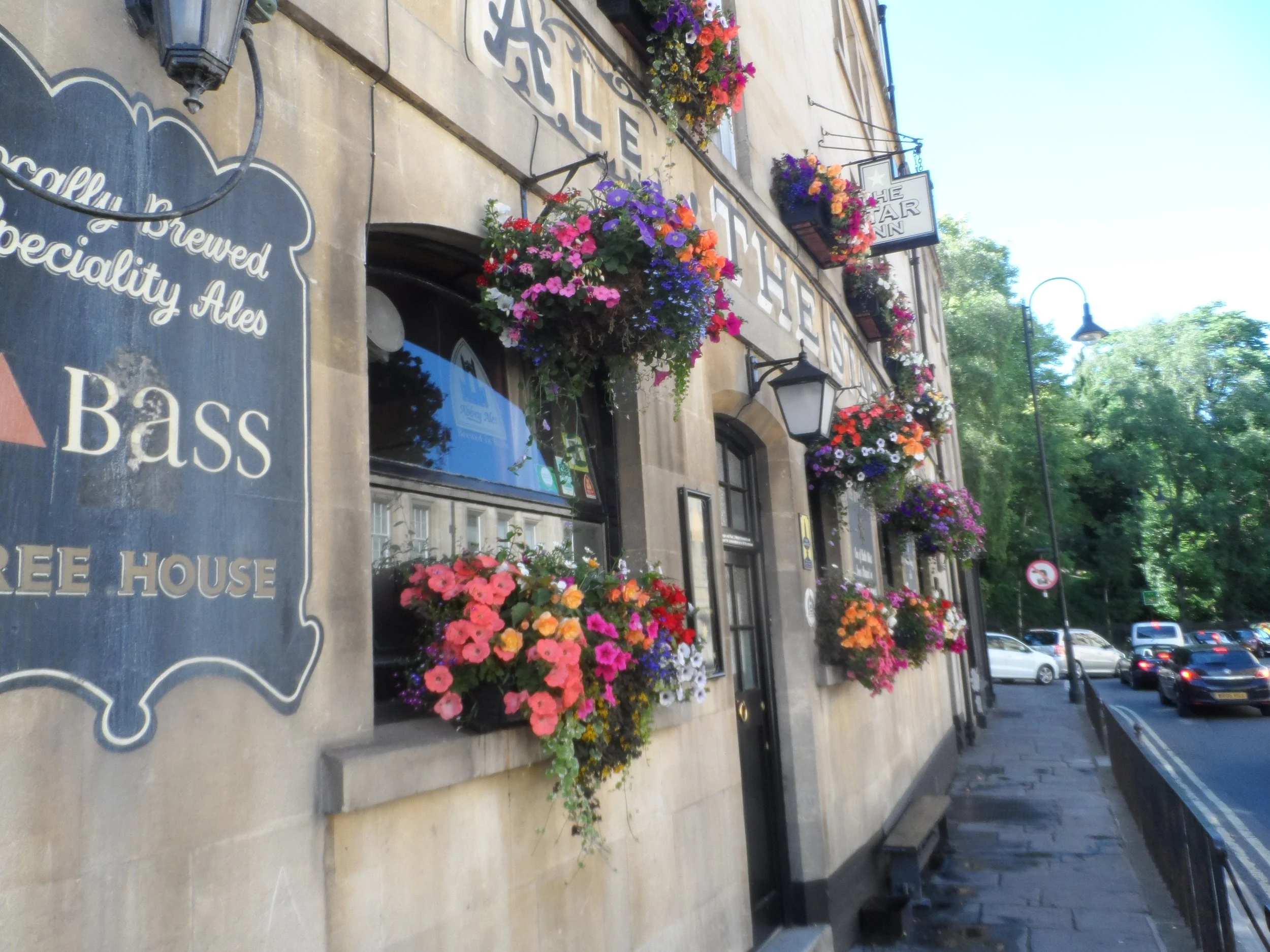 Pub trails for 40 cities and towns