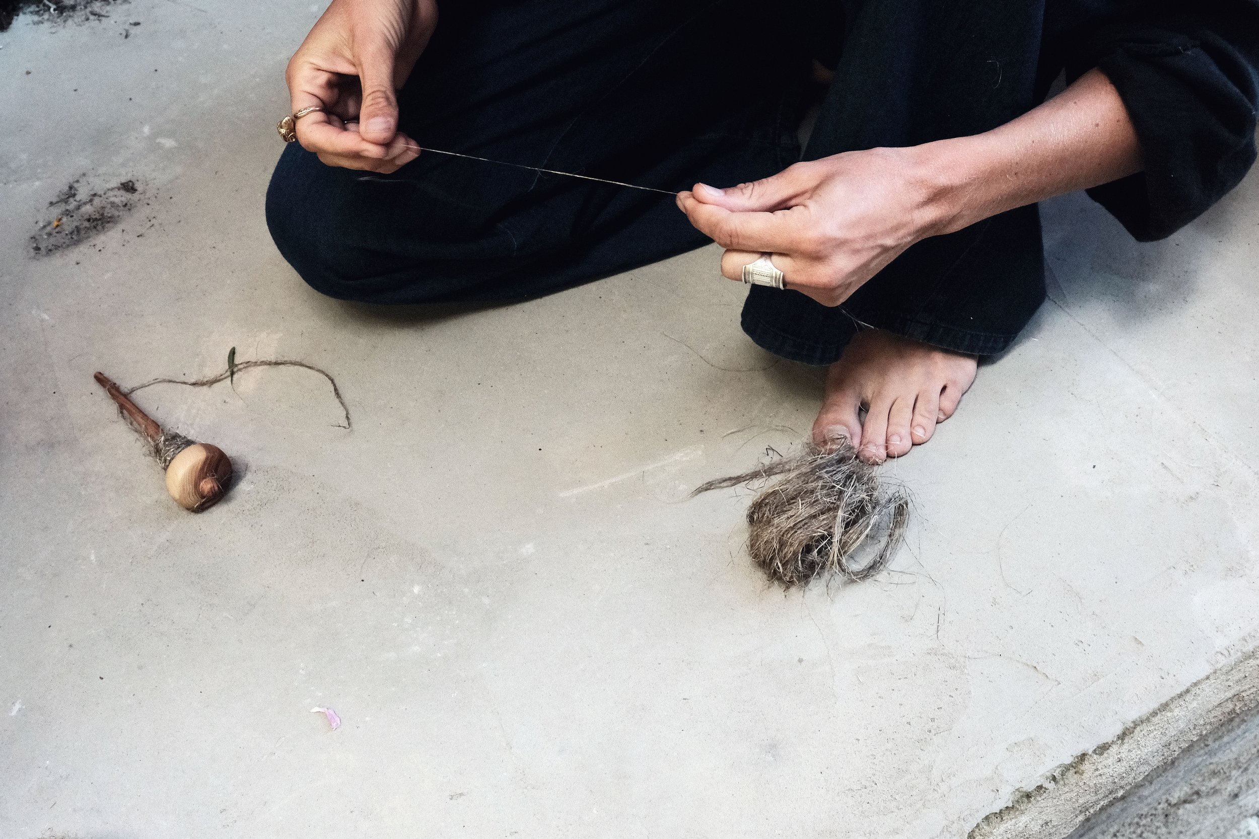 Atelier Créatif — Filer au Fuseau — One Oneness — One Oneness