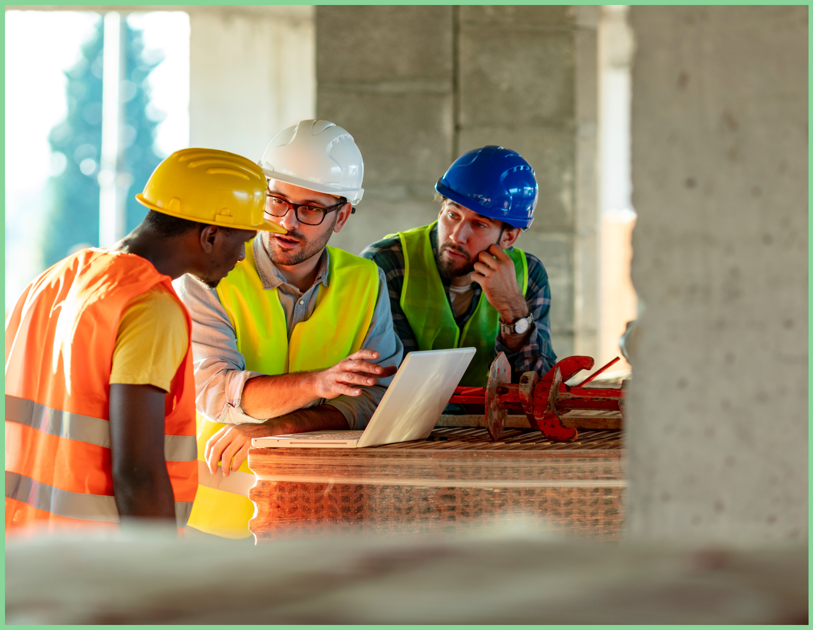 Construction Crew Management Best Practices 2025