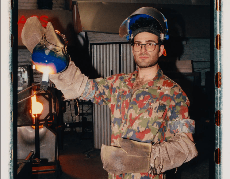 Raiffe | Explore Custom Glass Today