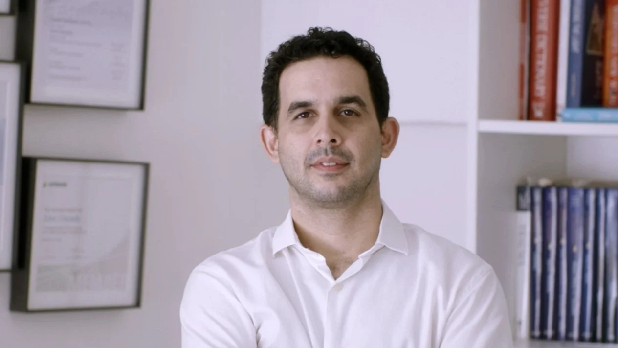 The doctorpreneur is in — HiruX