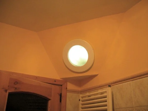 Φωτοσωλήνες - Ηλιοσωλήνες — BhT Tsolakidis