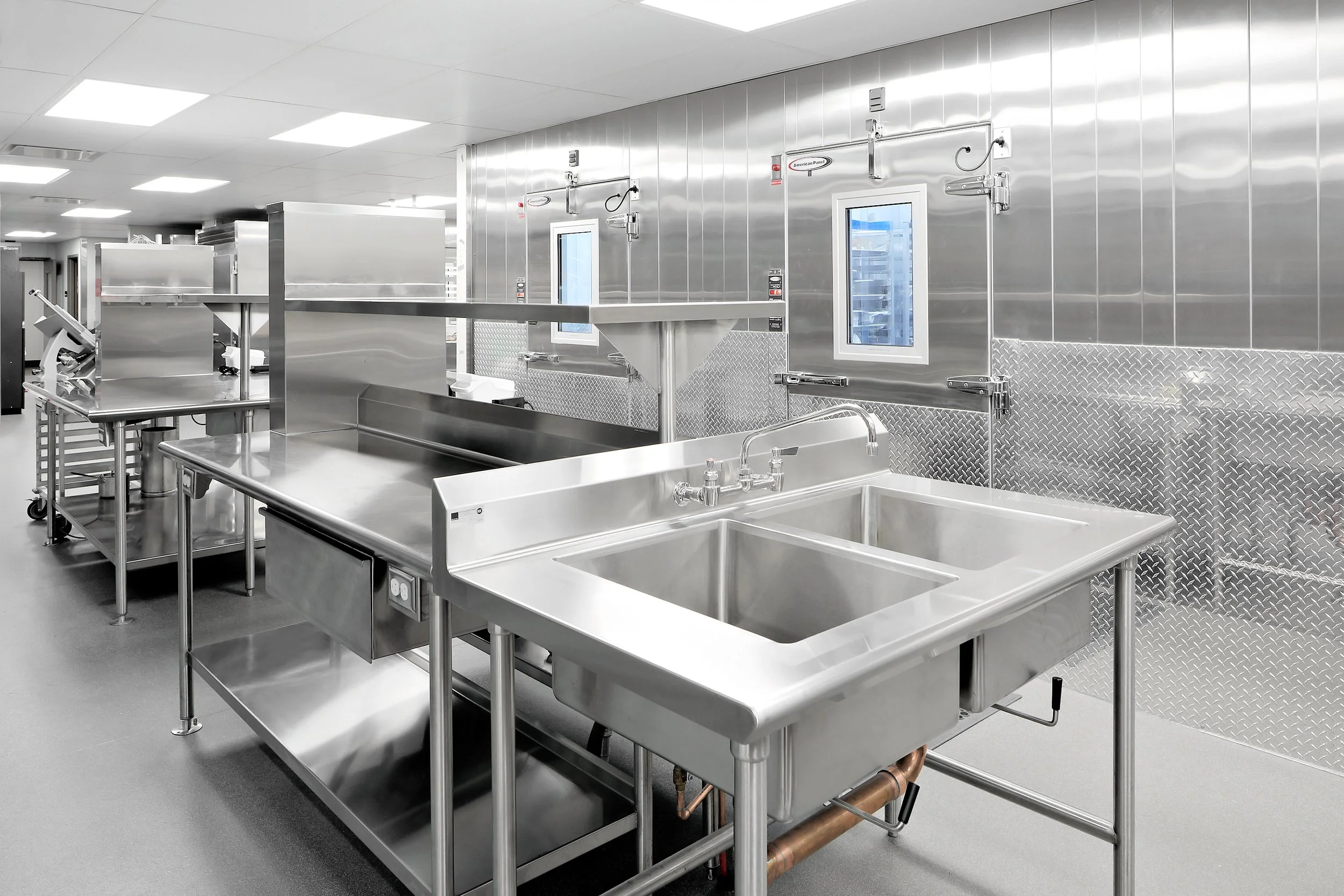 Hyatt Regency | Seattle, WA — Elkay Interior Systems