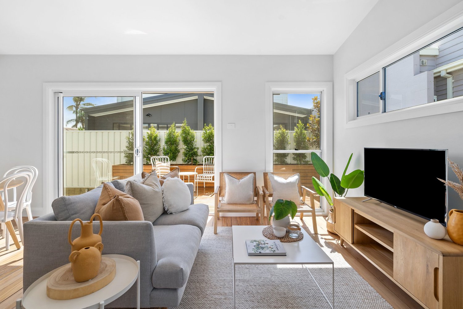 SNL Building-Newcastle Construction & Development