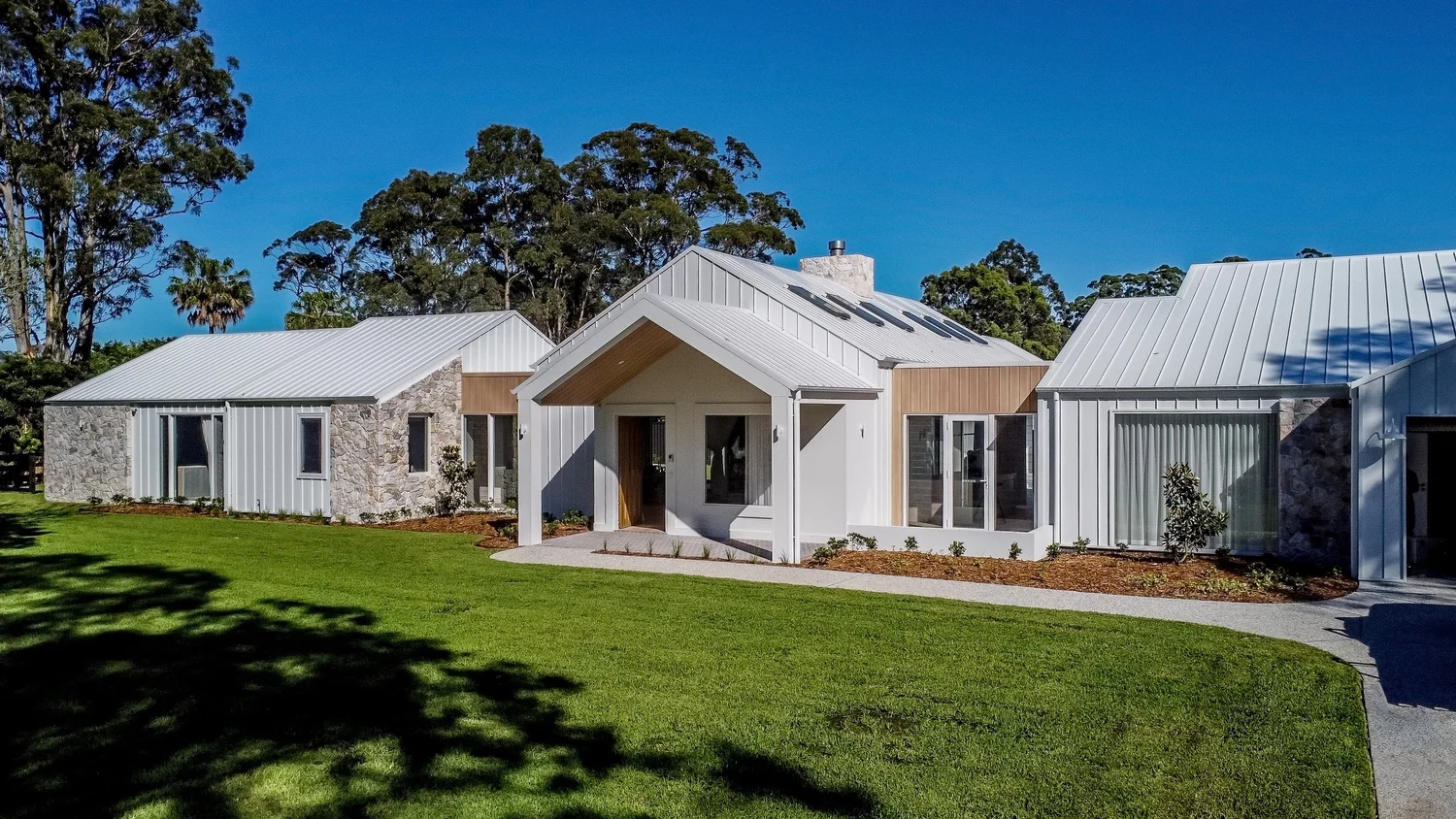 SNL Building-Newcastle Construction & Development