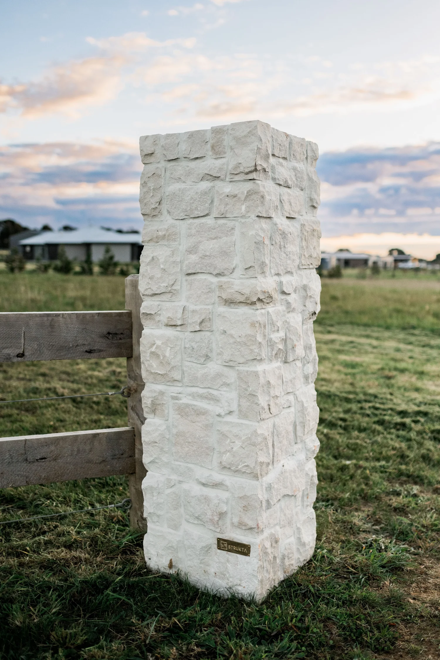 Natural Stone Pillars & Columns | Strukta Fencing — Strukta