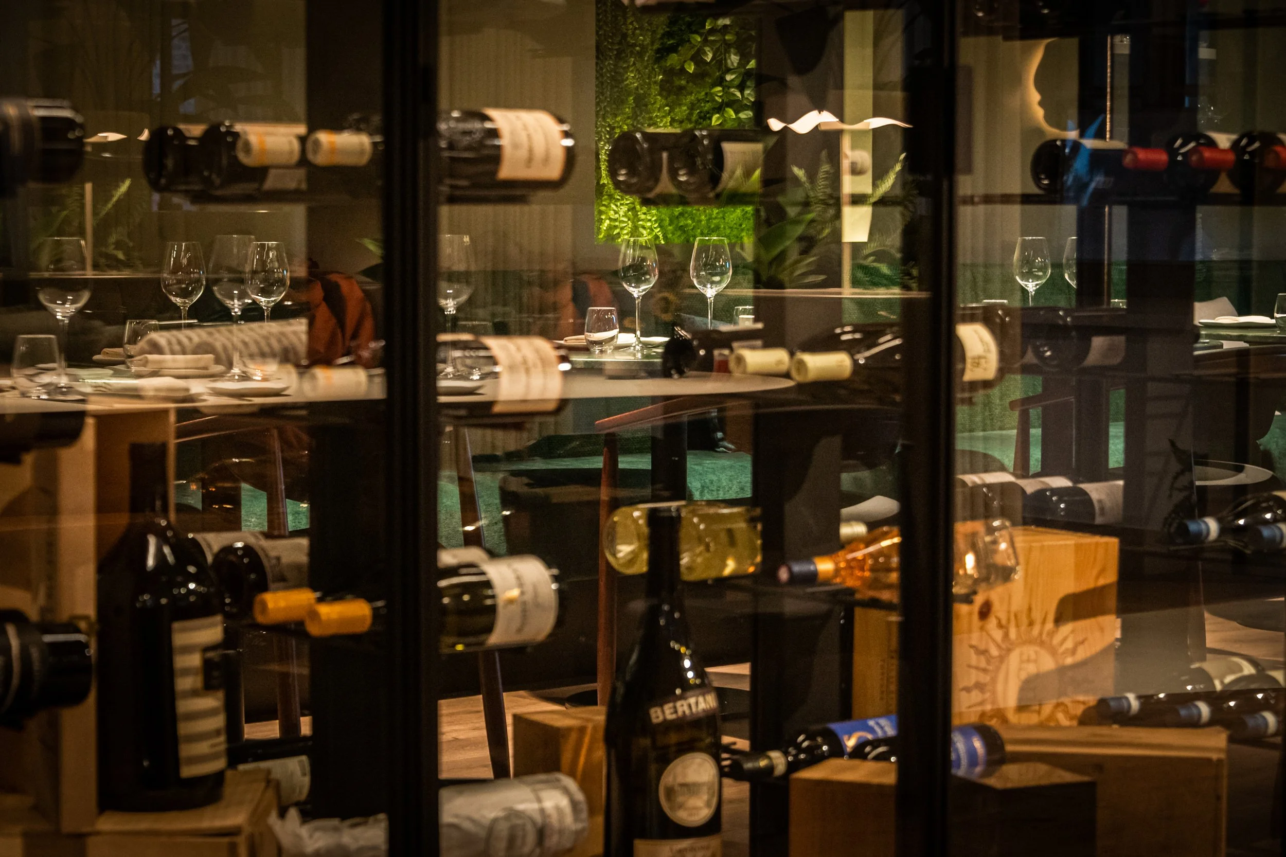 Restaurant — Lio's Brugge