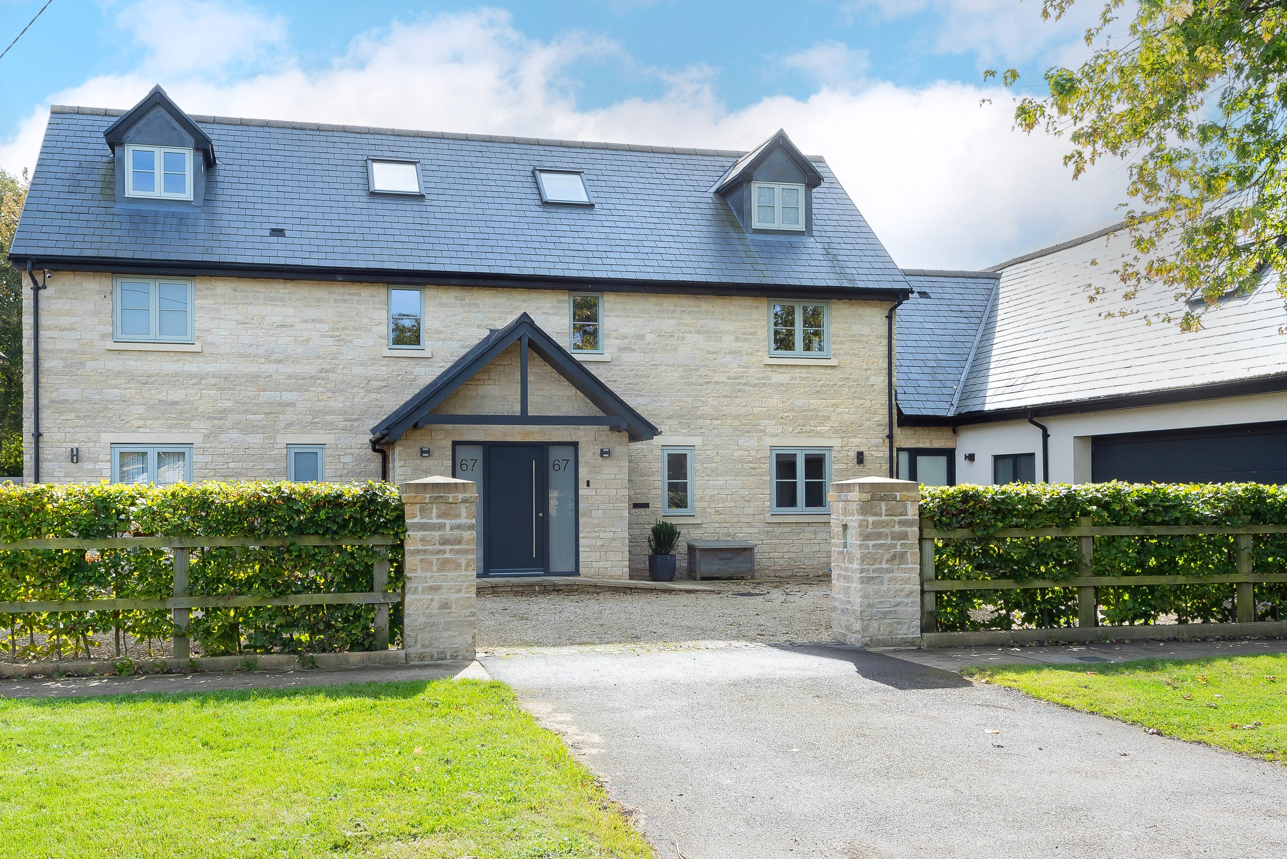 Move — Bespoke by Breckon