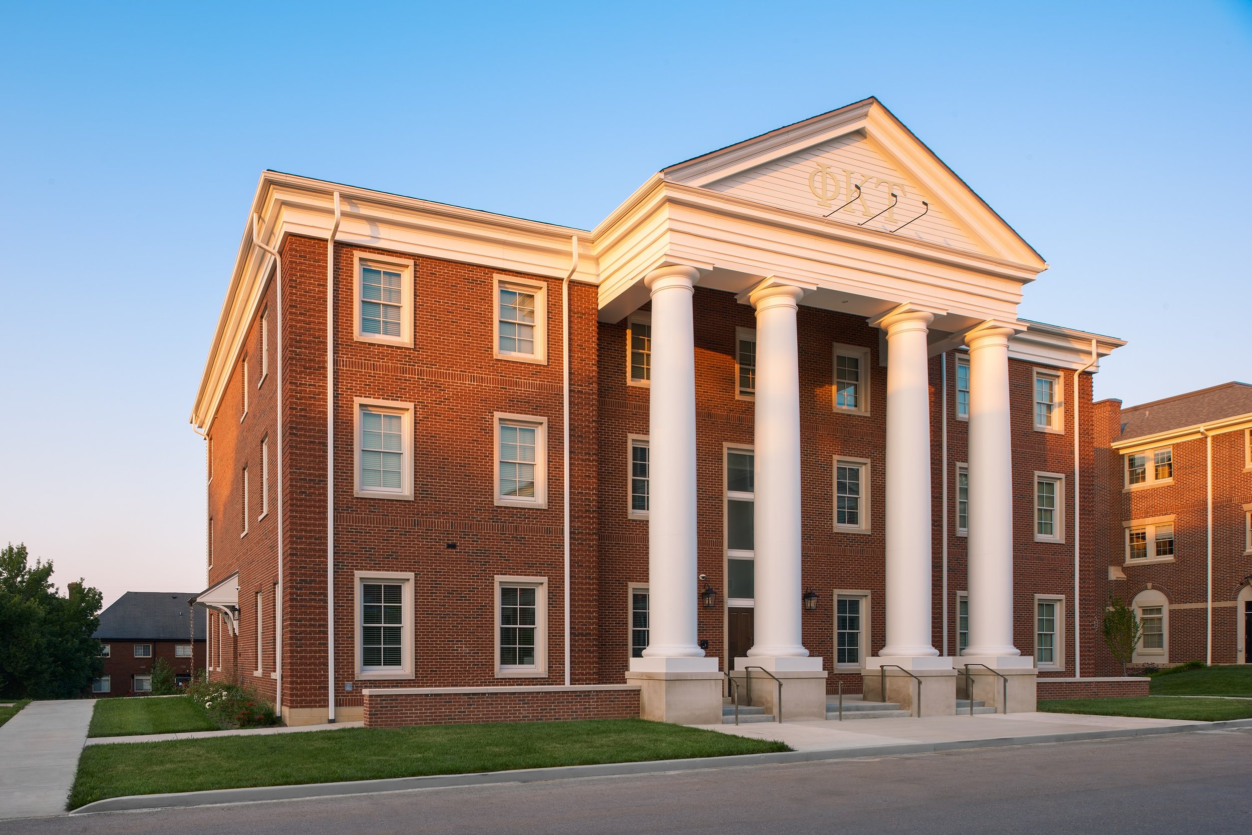 PHI KAPPA TAU FRATERNITY HOUSE — NOMI Design