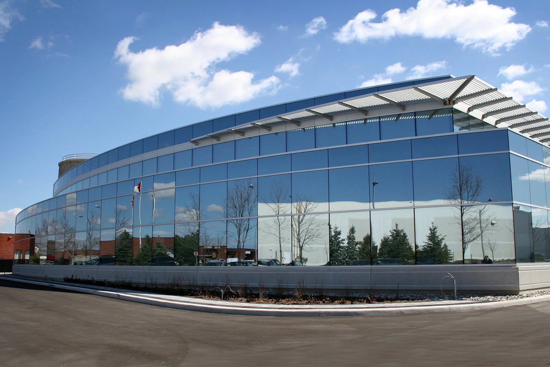 Gottardo Head Office Building — P E T R O F F