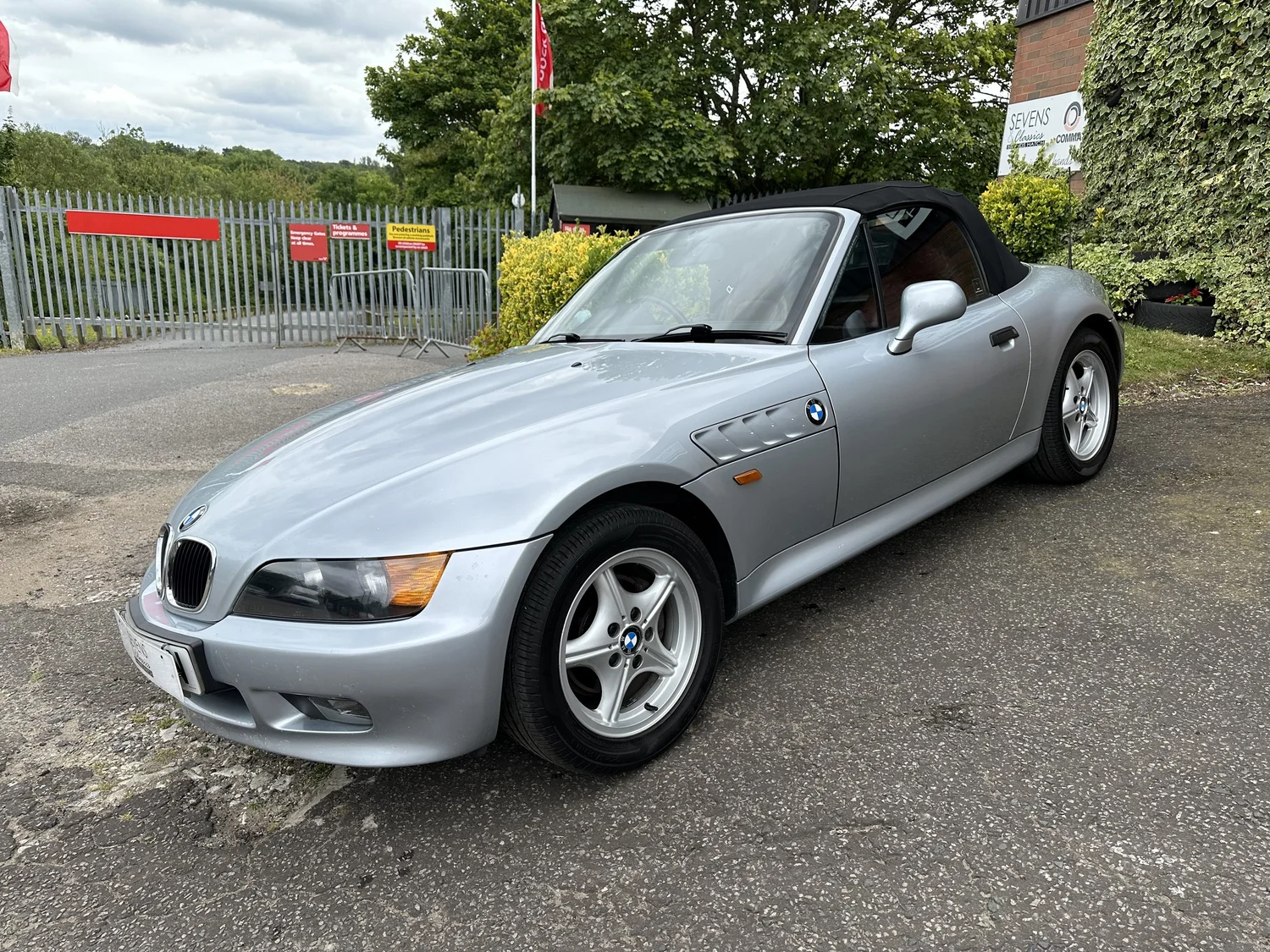 BMW Z3 Roadster | Sevens & Classics