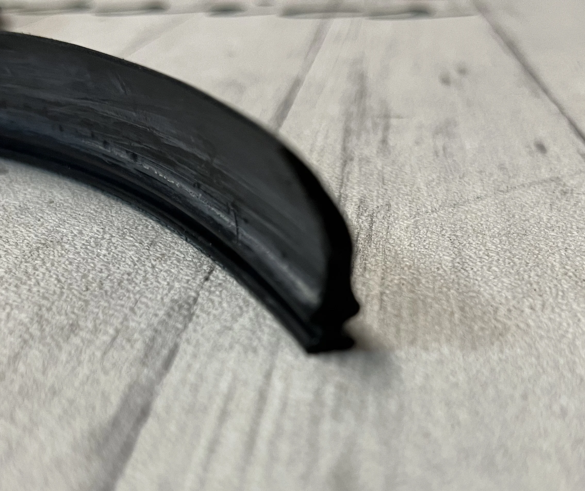 Windscreen Glass to Frame Rubber — Sevens & Classics