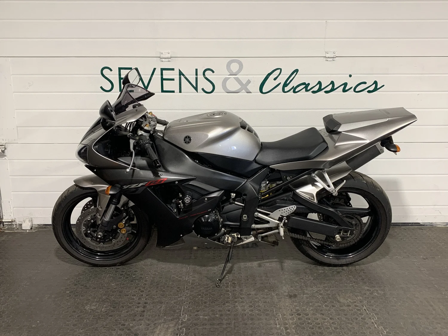 Yamaha YZF-R1 2002 | Sevens & Classics