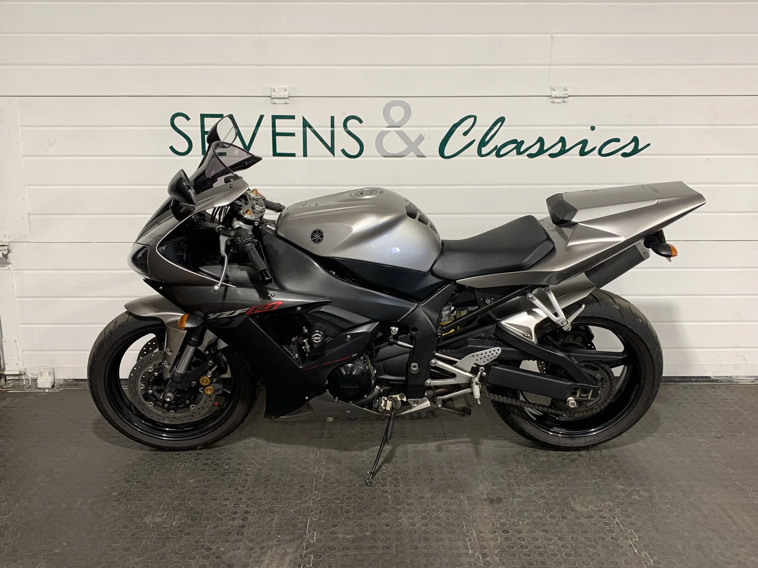 Yamaha YZF-R1 2002 | Sevens & Classics