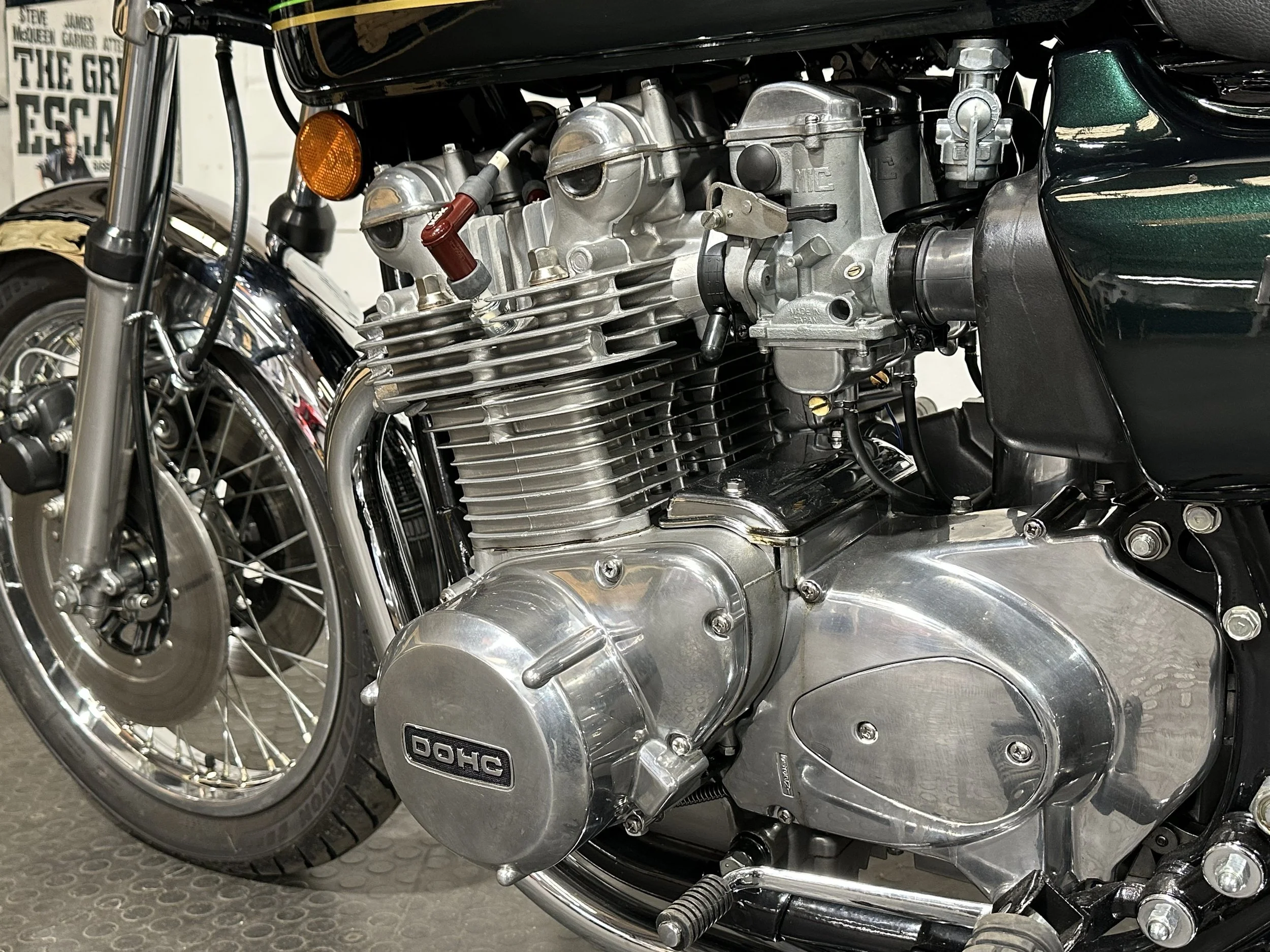 Kawasaki Z900 — Sevens & Classics