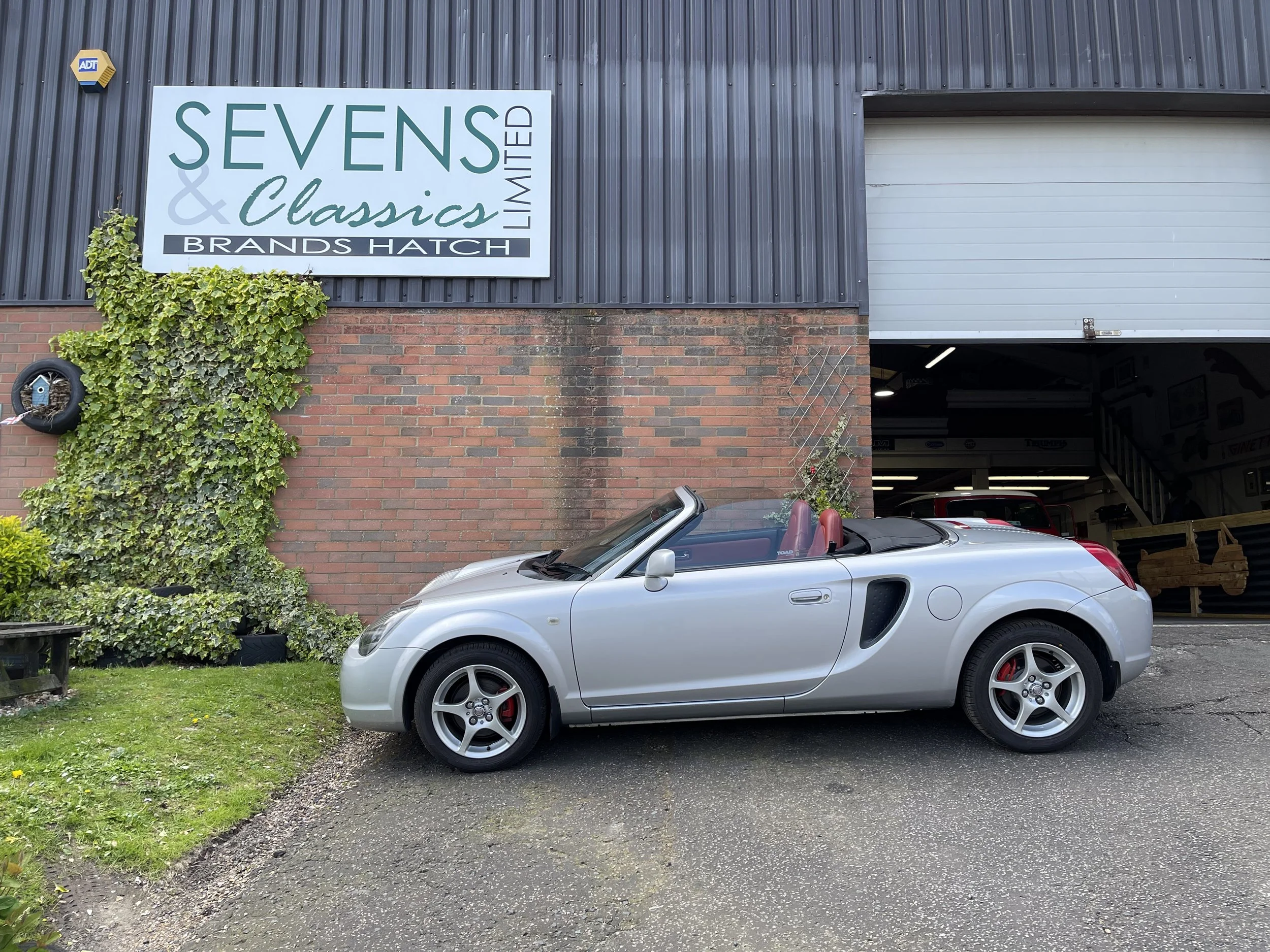 Toyota MR2 Mk3 Roadster — Sevens & Classics