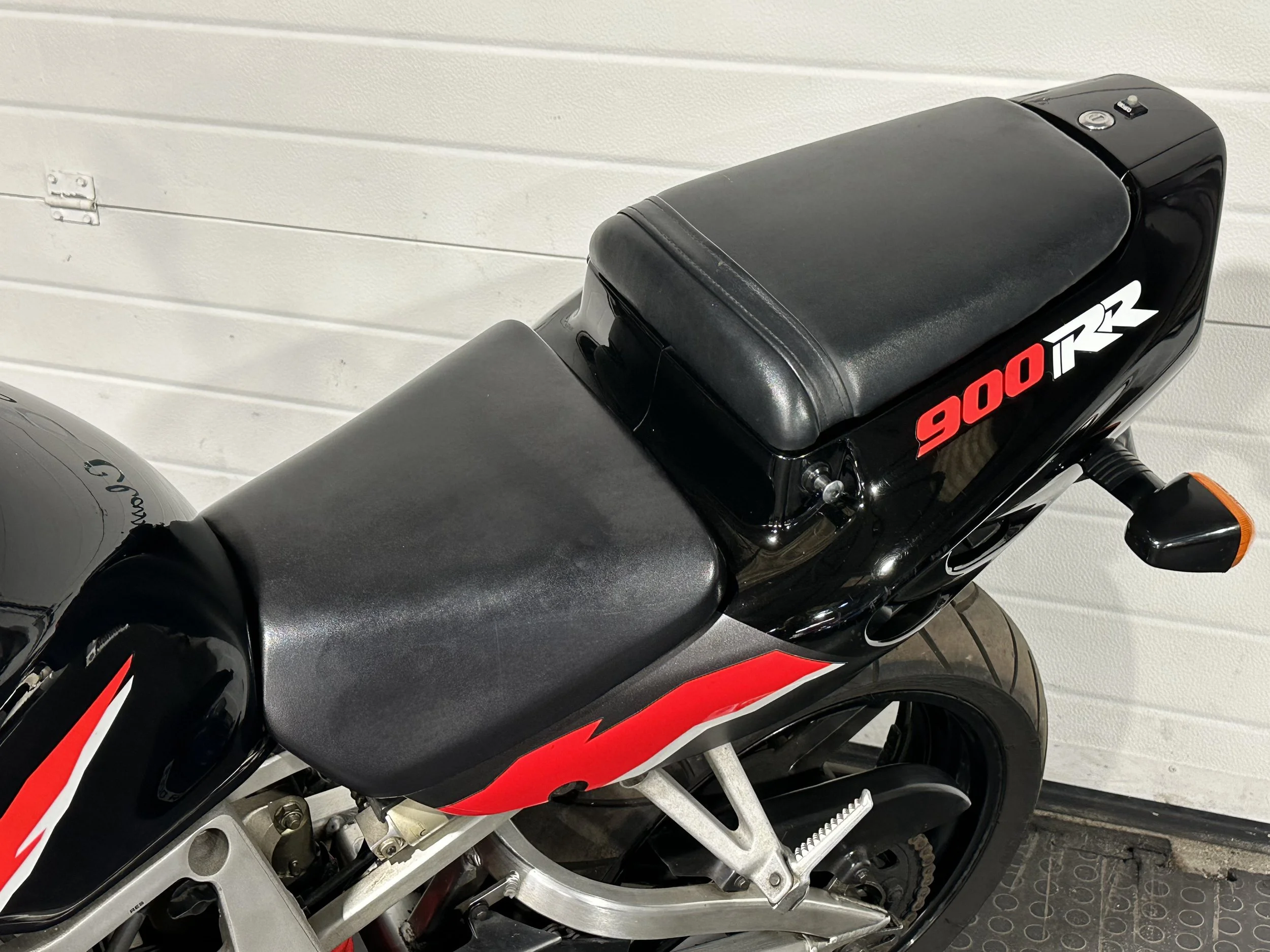 Honda CBR 900 RR Fireblade | Sevens & Classics