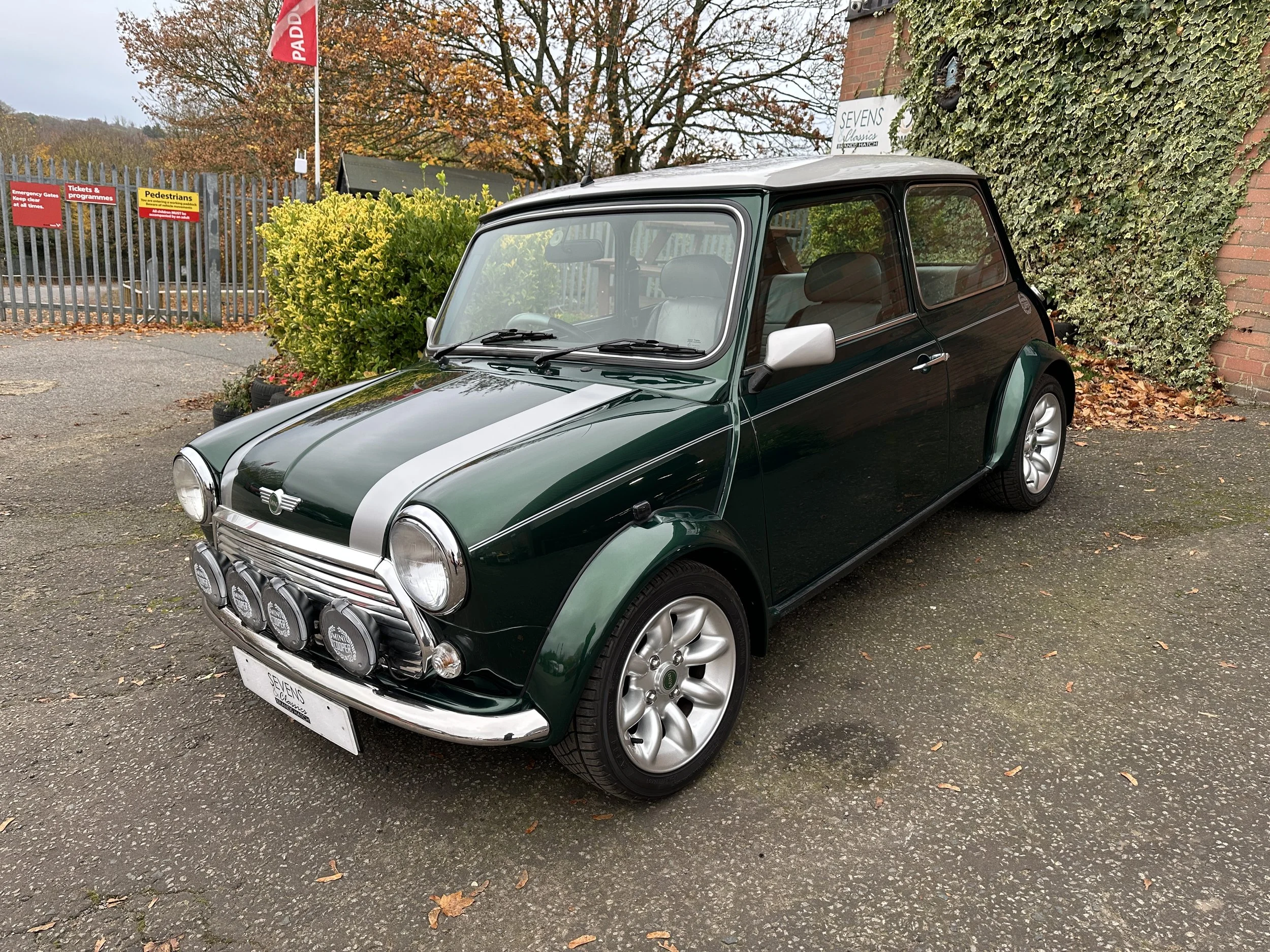 Mini Cooper Classic | Sevens & Classics