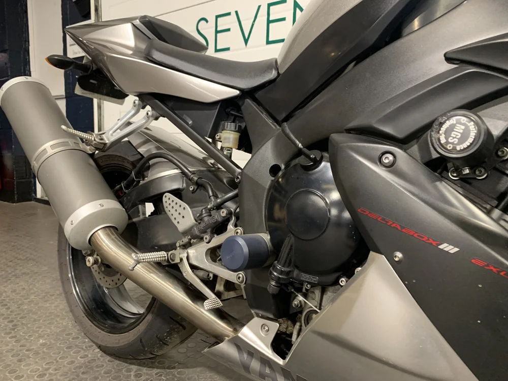 Yamaha YZF-R1 2002 | Sevens & Classics