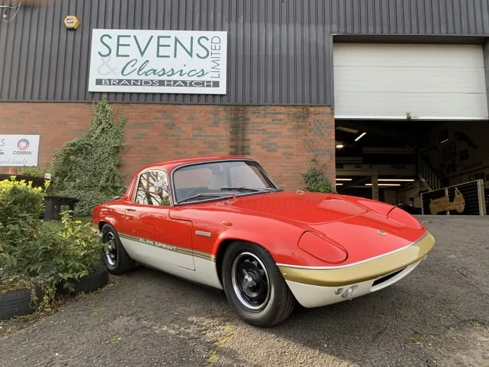 Lotus Elan Sprint FHC | Sevens & Classics