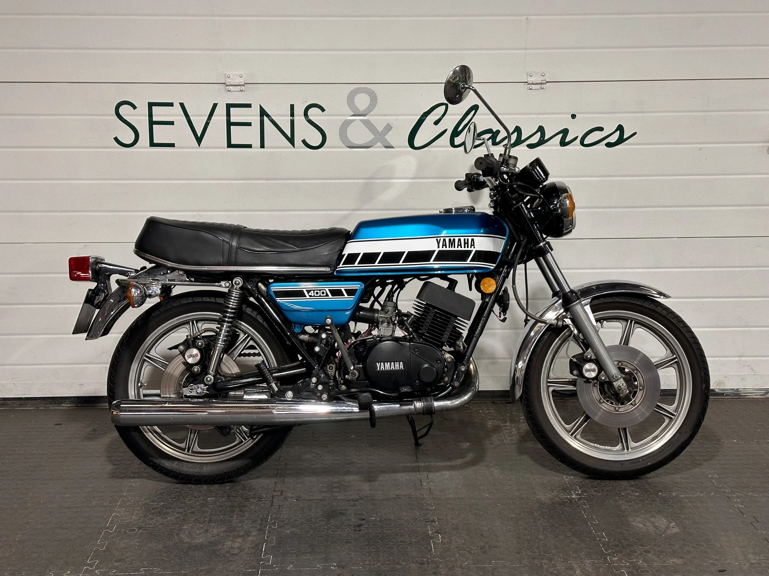 Yamaha RD400 | Sevens & Classics