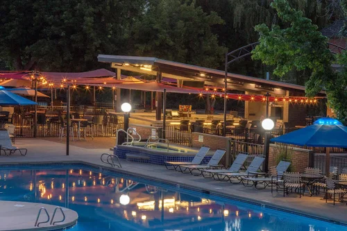 Sandbar Patio & Grill at the Riverside Hotel