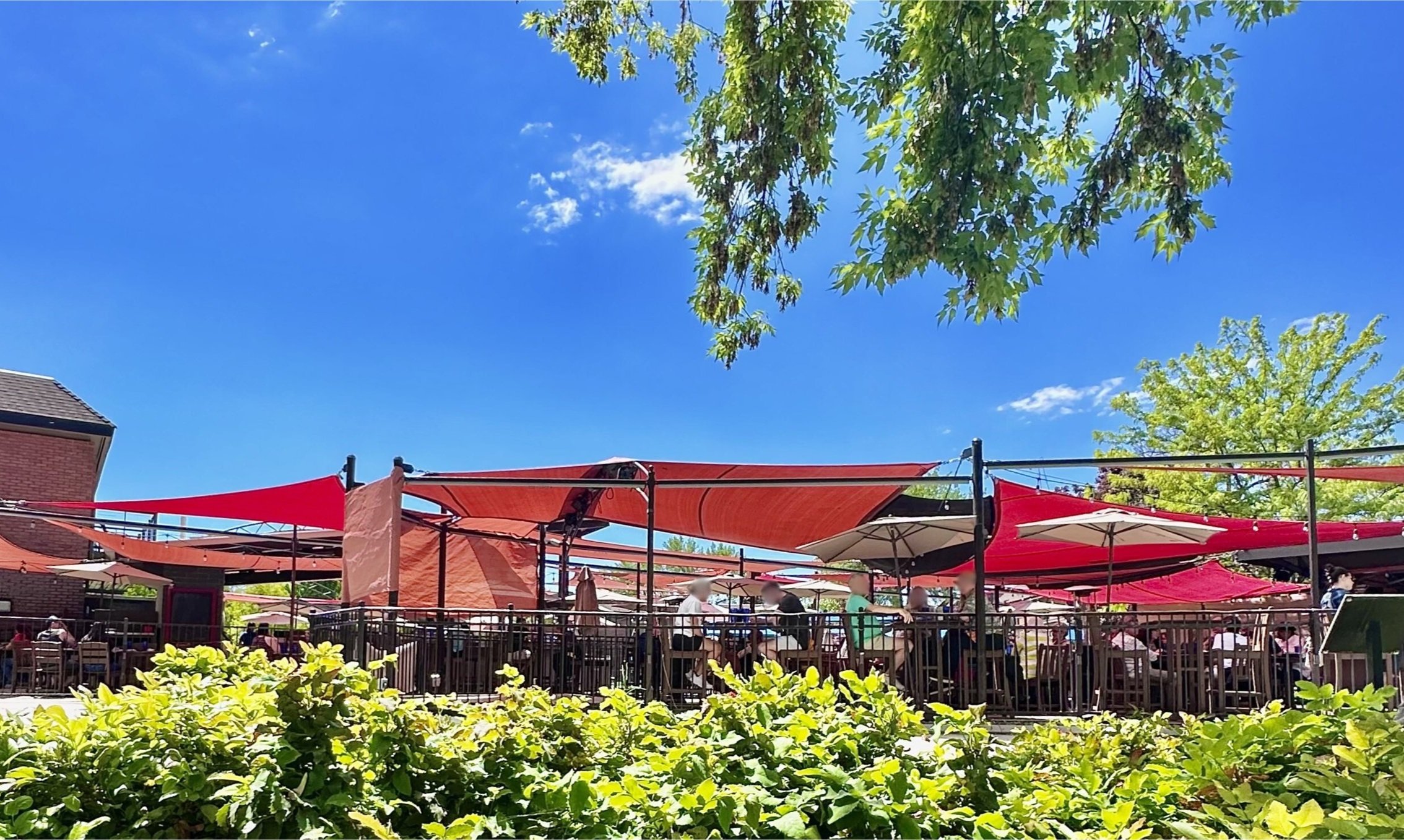 Sandbar Patio & Grill at the Riverside Hotel