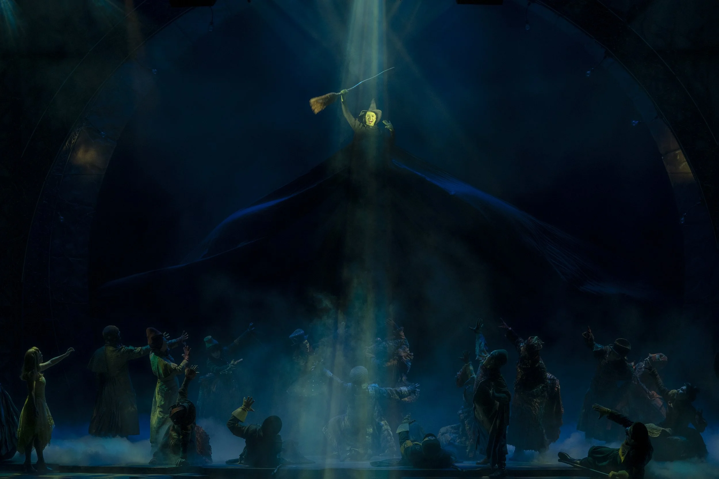 Wicked — Let's Play Theatrical Reviews