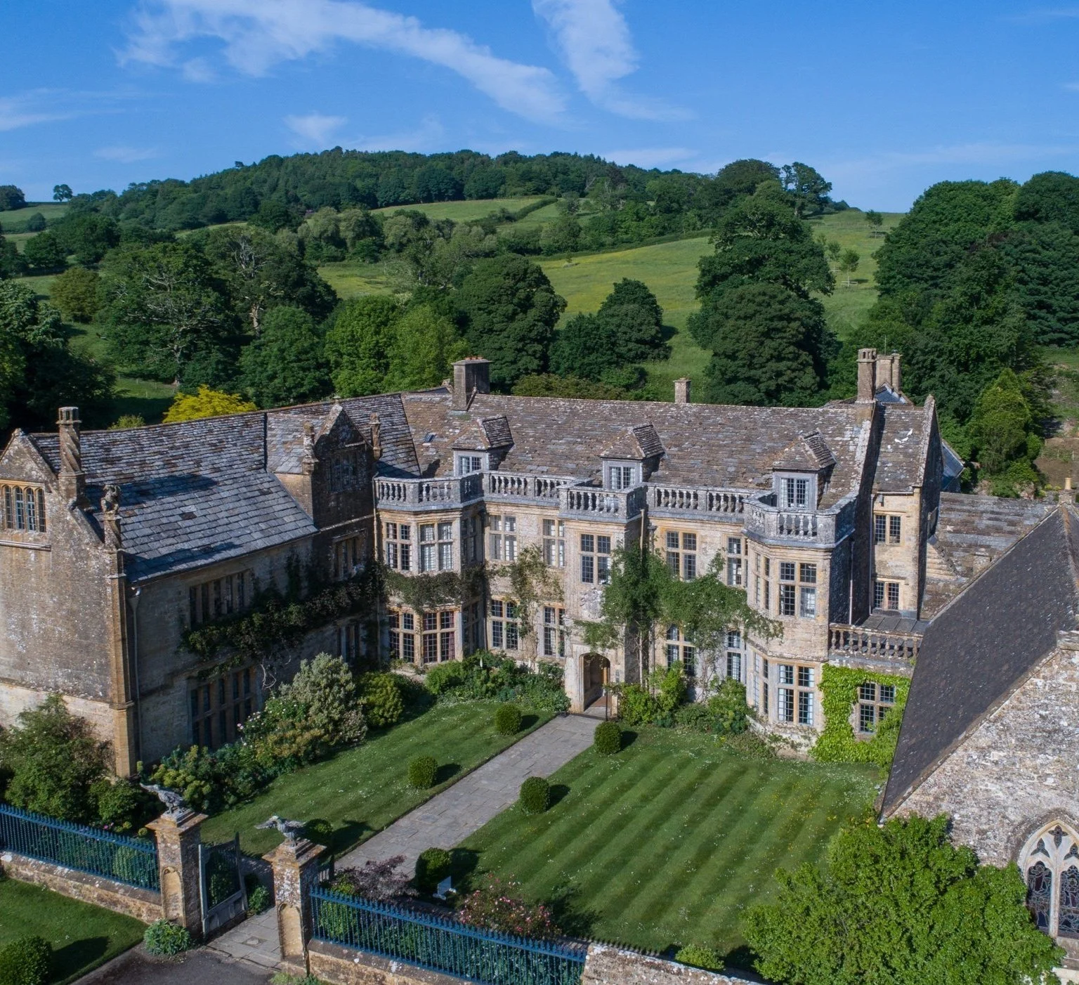 Behind-the-scenes at Britain’s Stately Homes — Duchess The Podcast