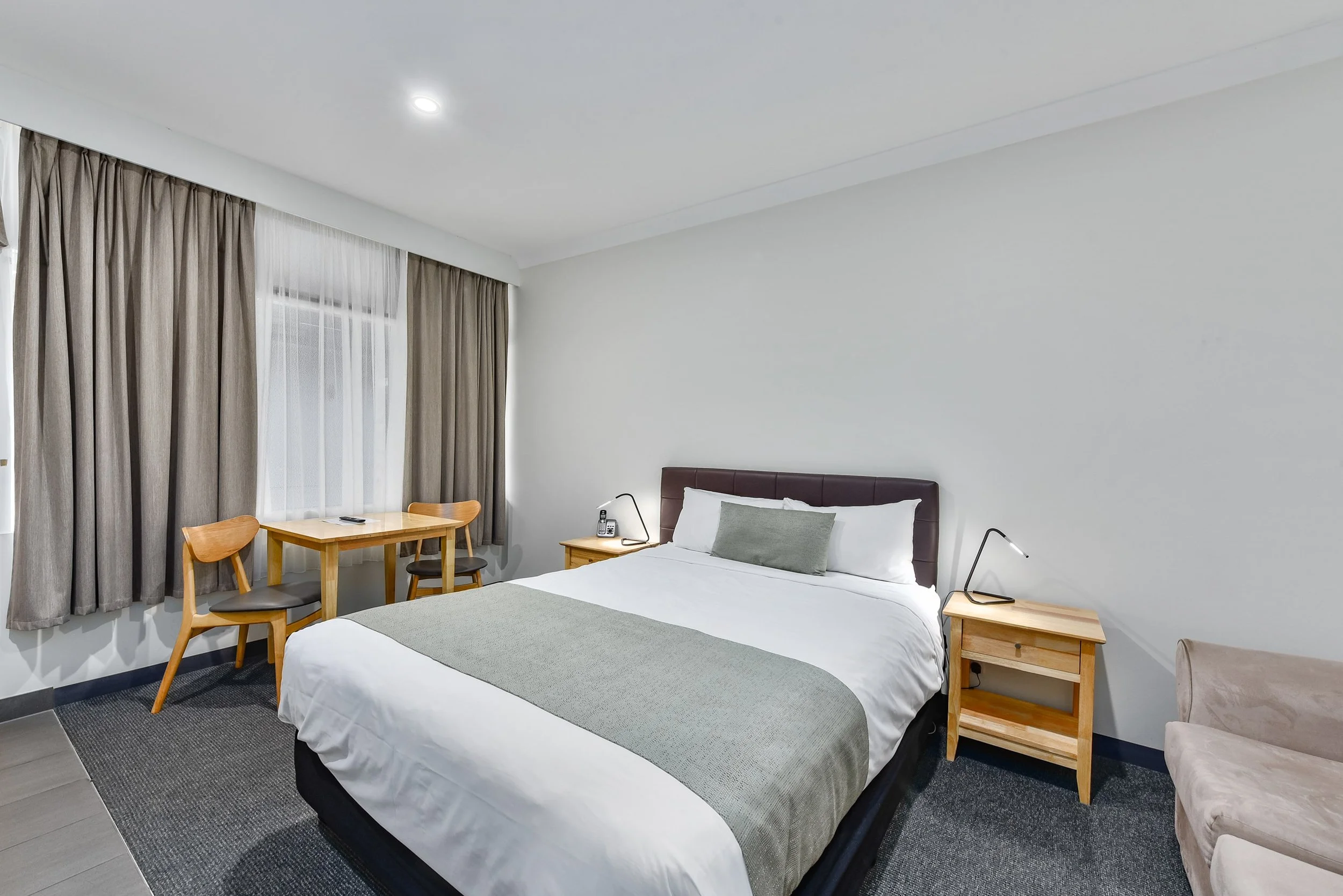 Superior Queen — OFFICIAL SITE: Robe Central Motel | Book Direct & Save